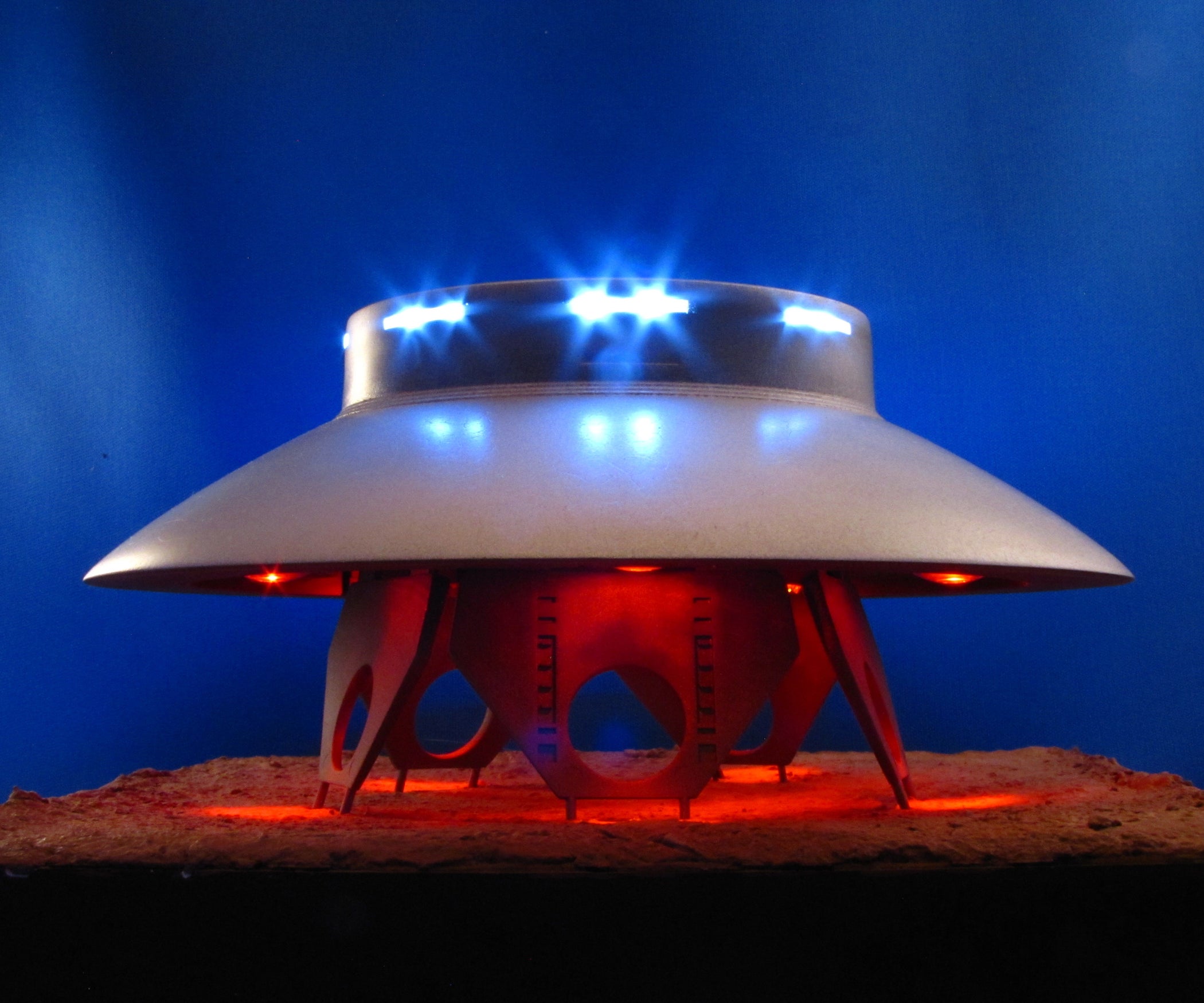 LED Lighting in Plastic Models : 7 Steps (with Pictures) - Instructables