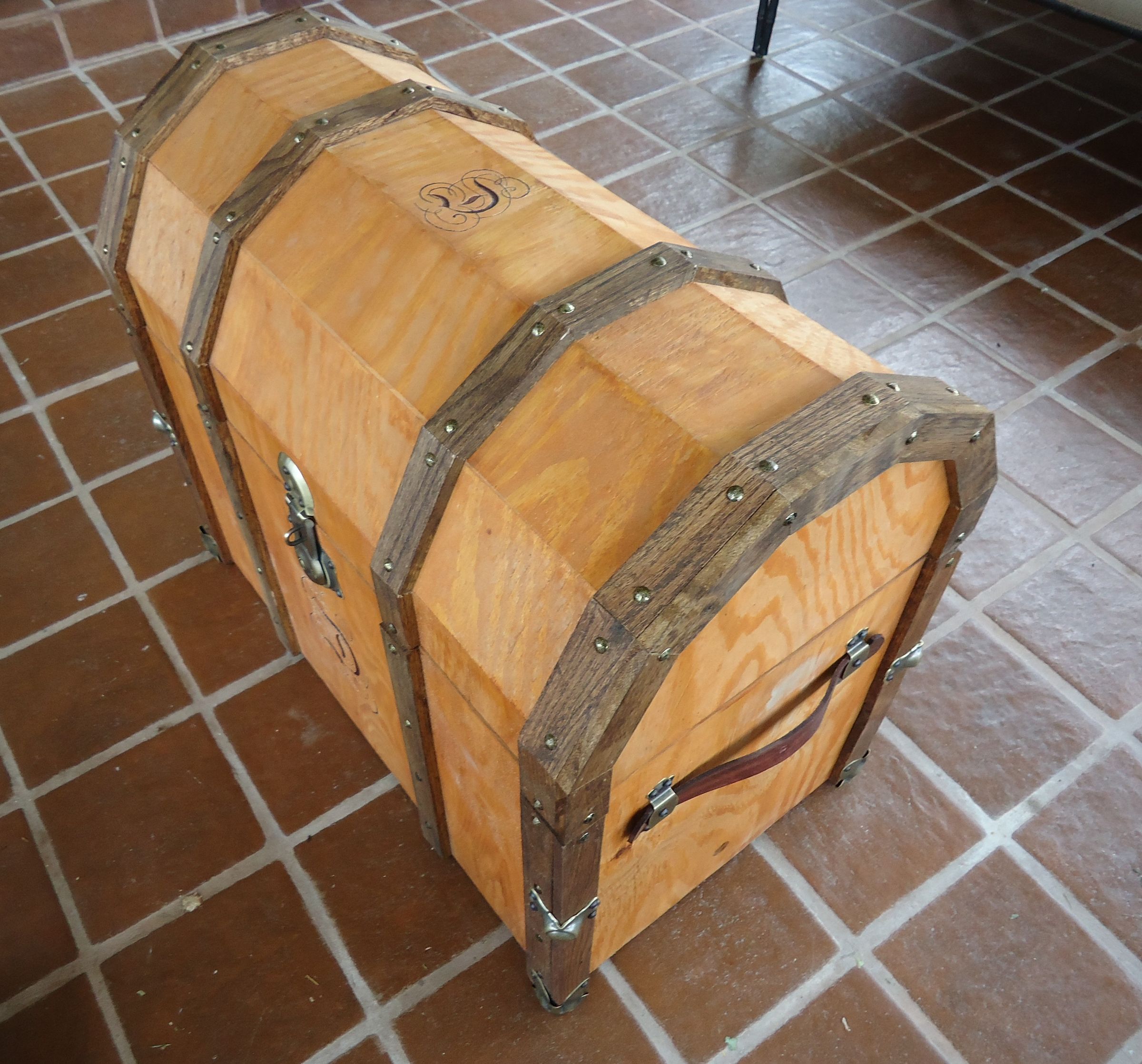 Pirate Chest Beer Cooler : 9 Steps (with Pictures) - Instructables
