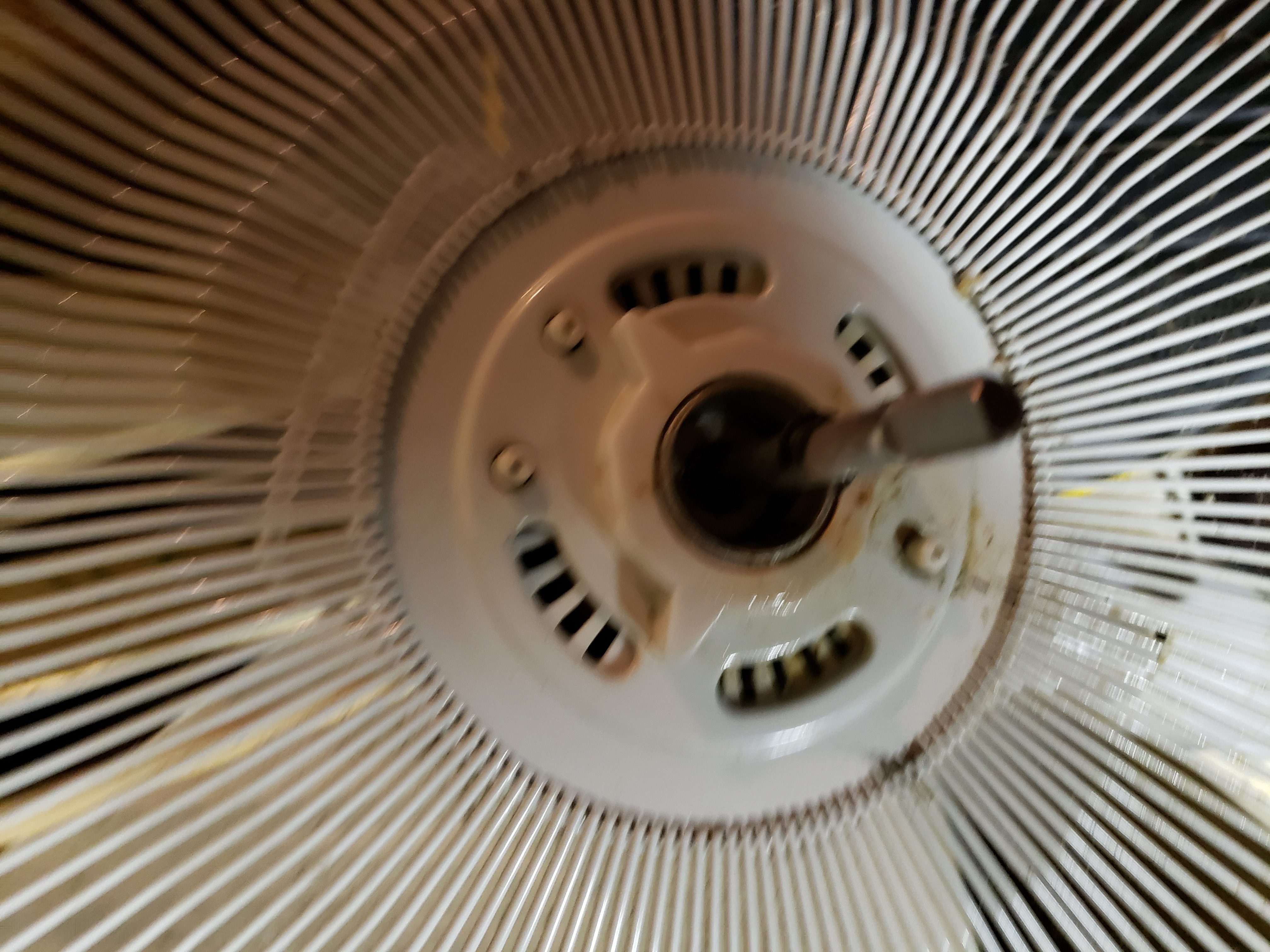 Repair a Fan That Won't Turn : 6 Steps - Instructables