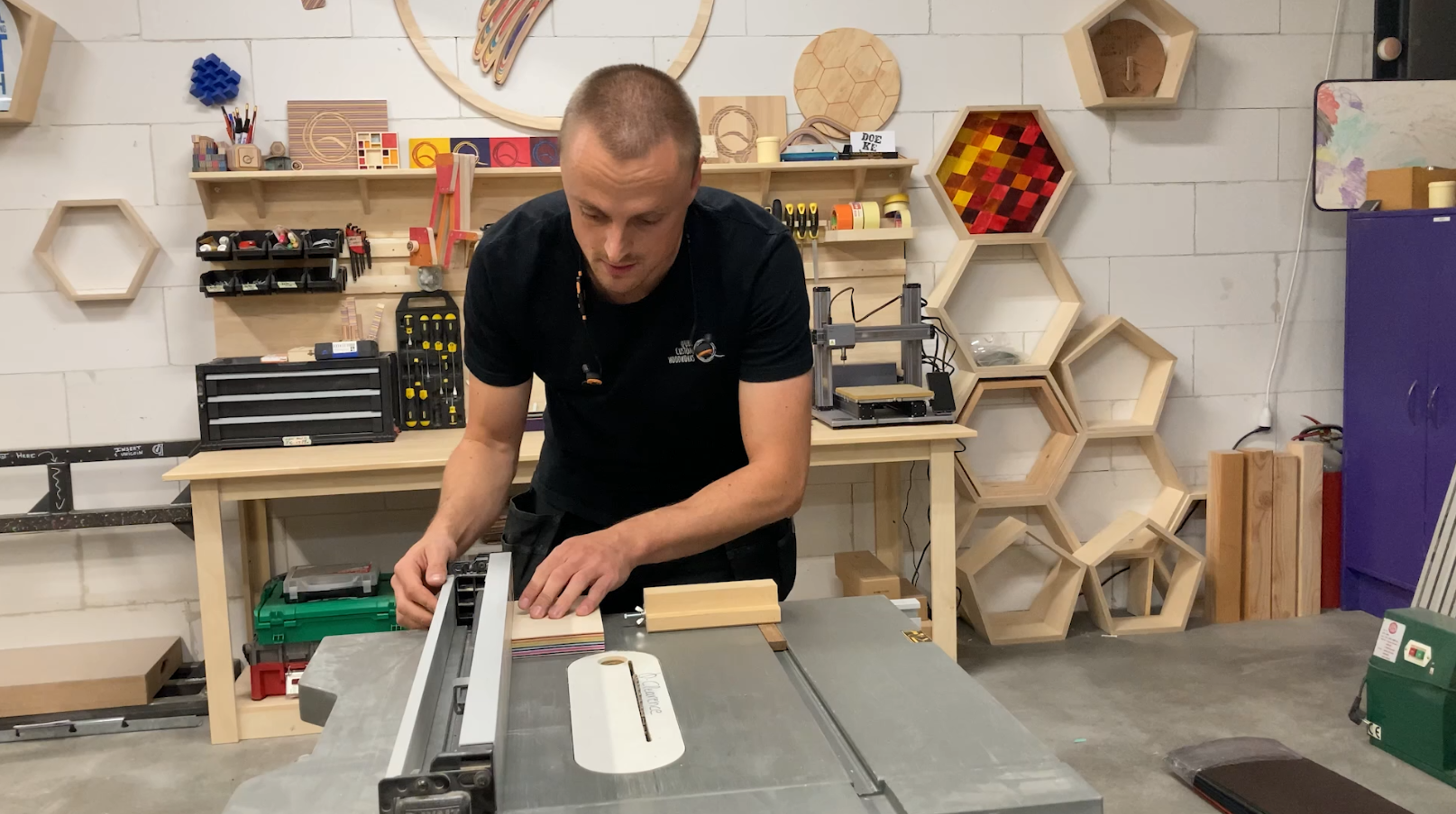 The Easiest Thin Strip Jig for the Table Saw : 4 Steps (with Pictures ...