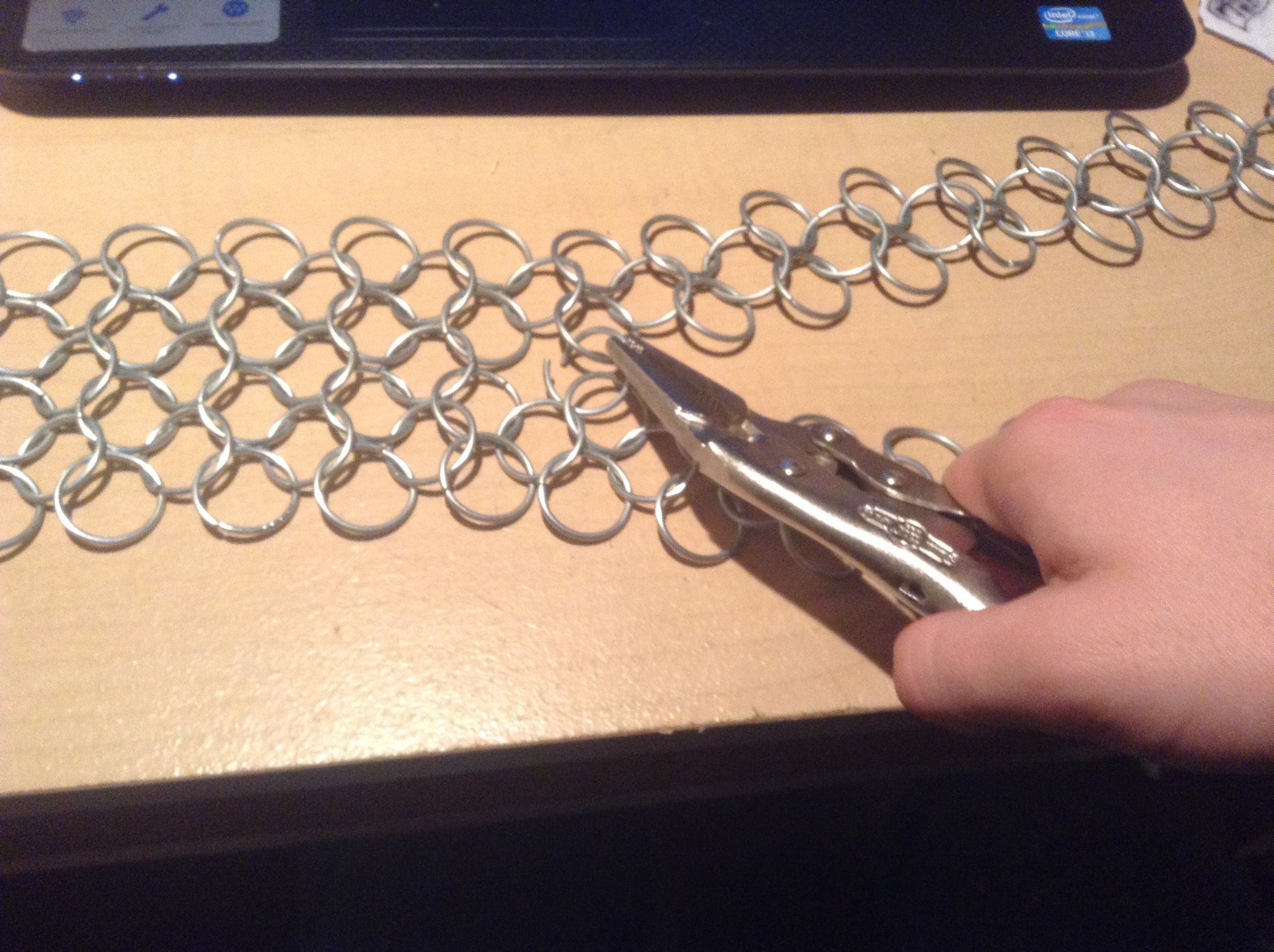 European 4 in 1 Chainmail Shirt : 7 Steps (with Pictures) - Instructables