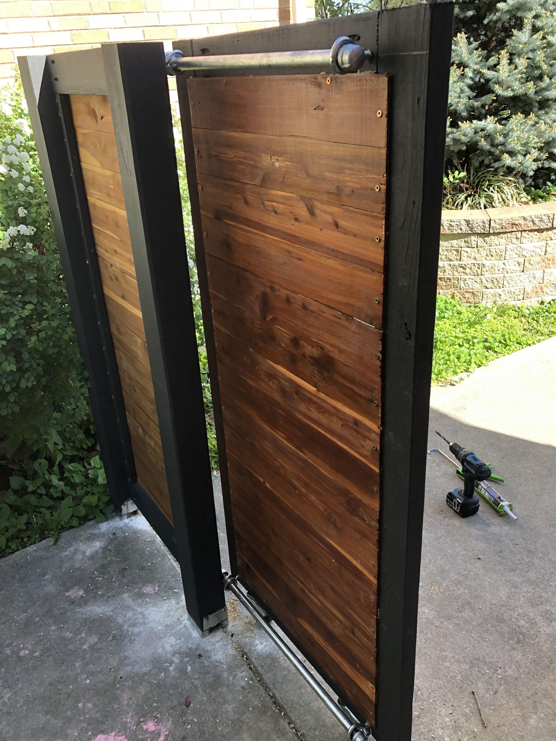 Modern Double Sliding Gate : 11 Steps (with Pictures) - Instructables