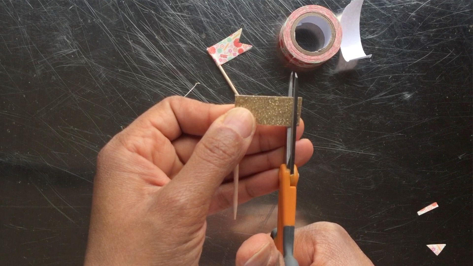 Washi Tape Cupcake Toppers : 5 Steps (with Pictures) - Instructables