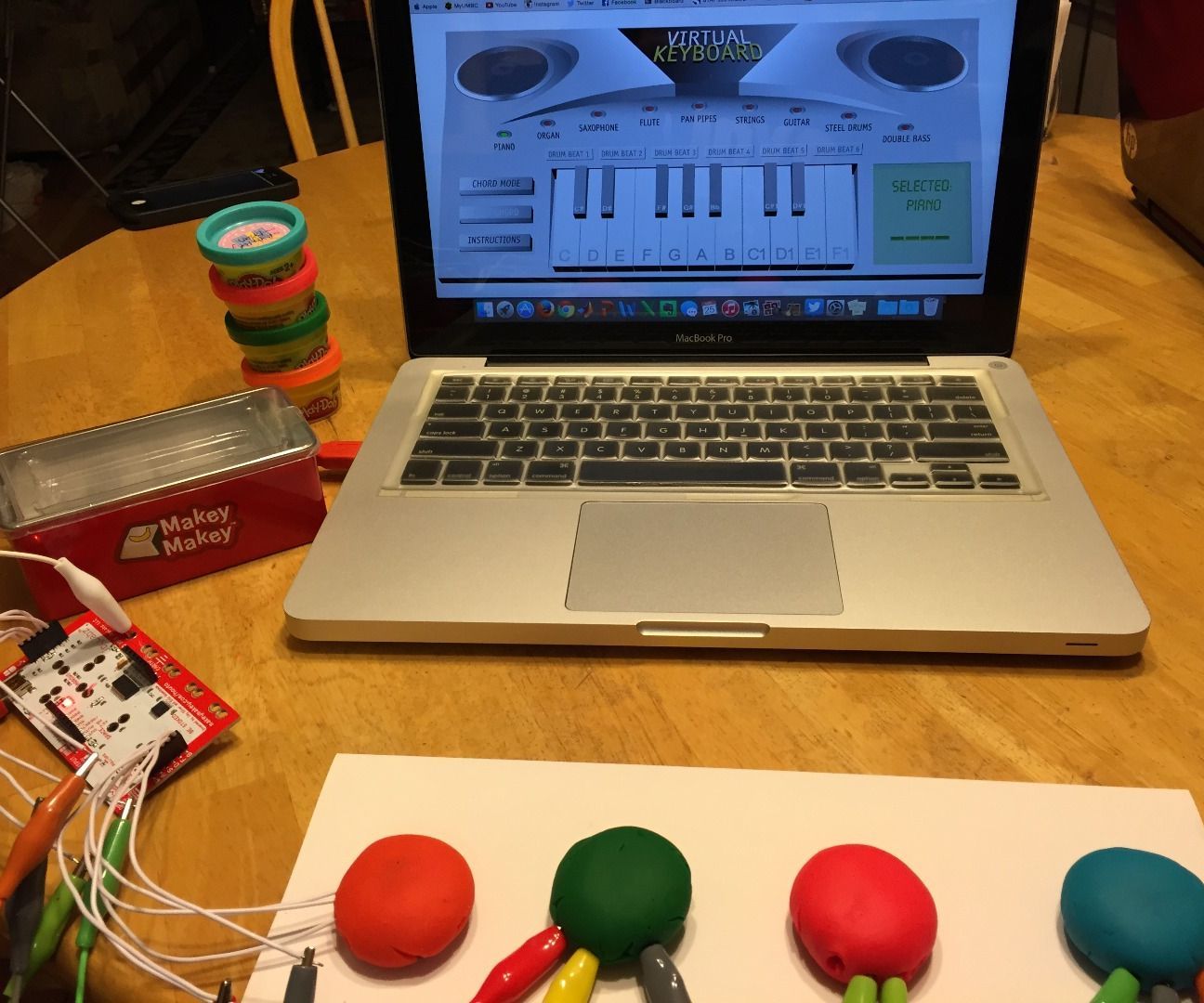 MaKey MaKey Piano : 6 Steps - Instructables