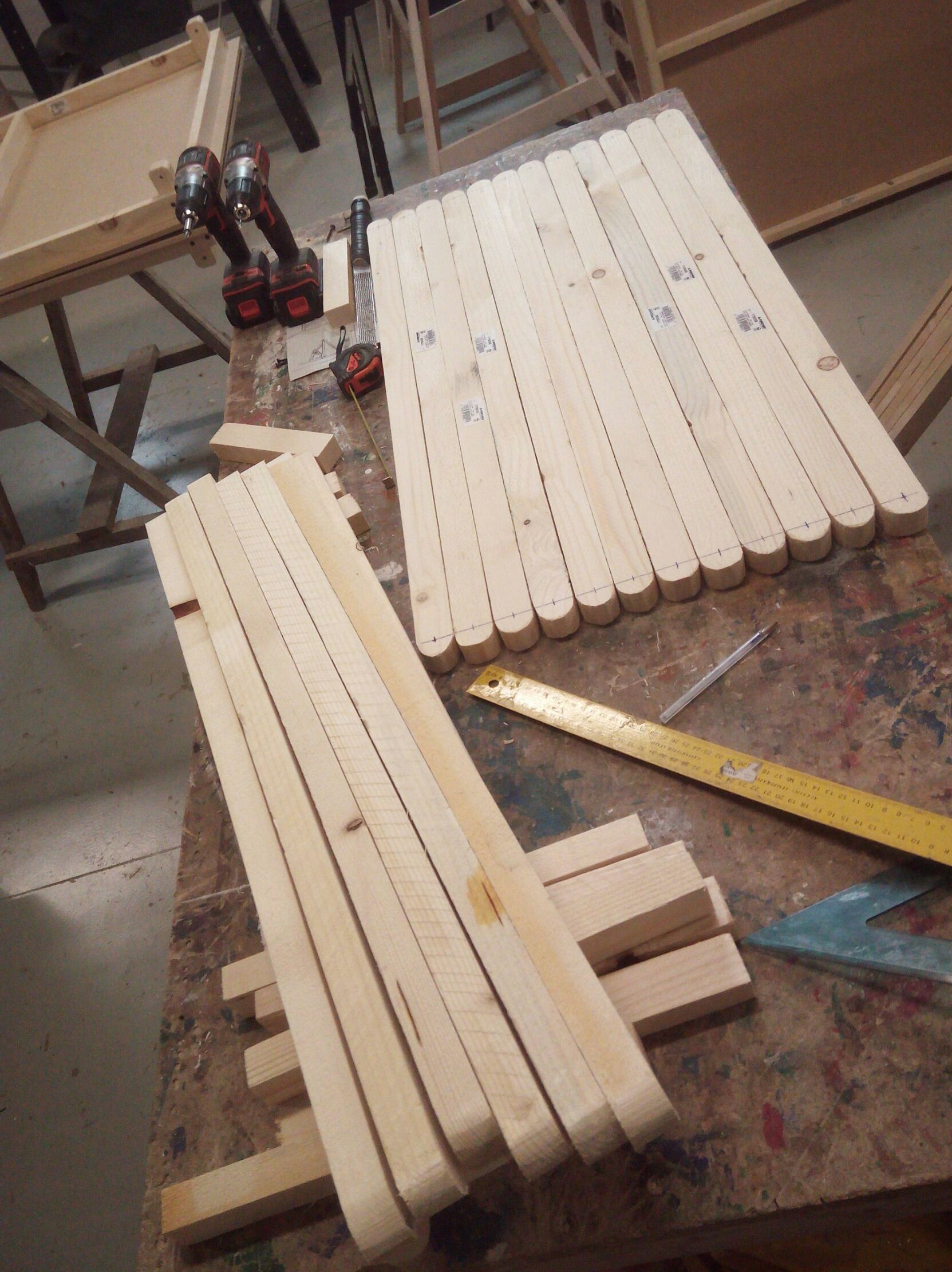 A Folding and Steady Work Bench : 10 Steps (with Pictures) - Instructables