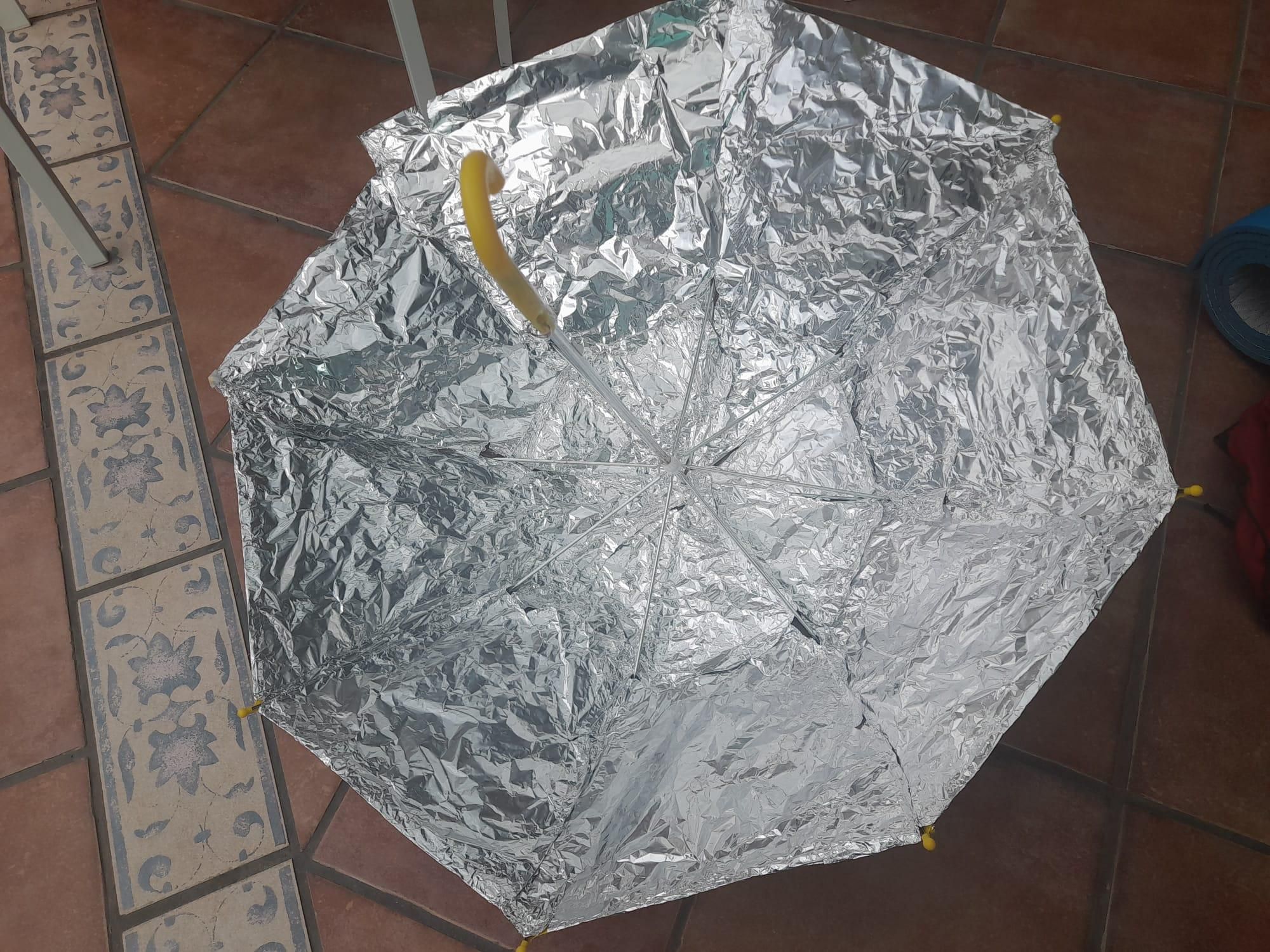 How to Build a Solar Cooker From a Broken Umbrella : 7 Steps ...