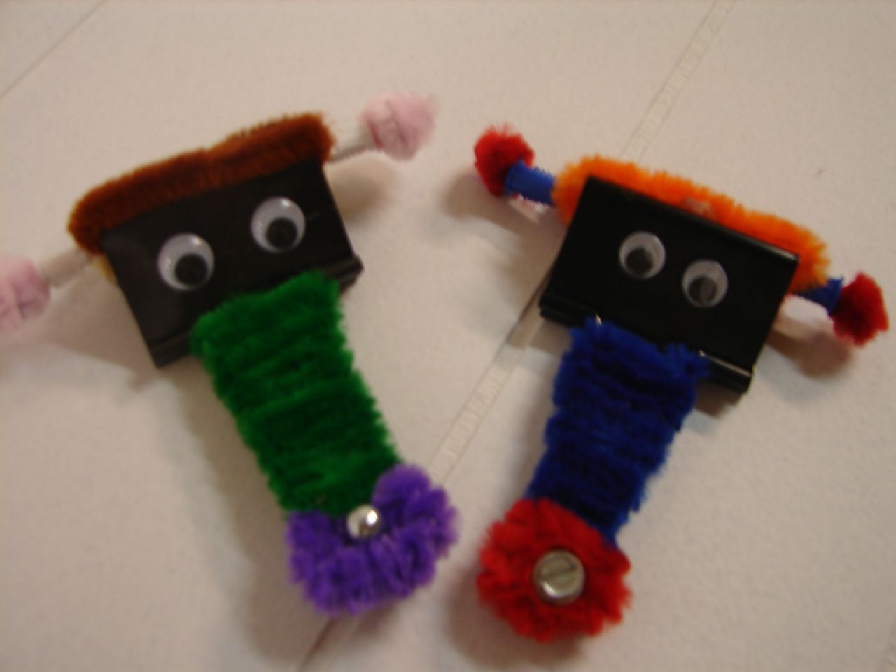 Binder Clip Buddy : 6 Steps - Instructables