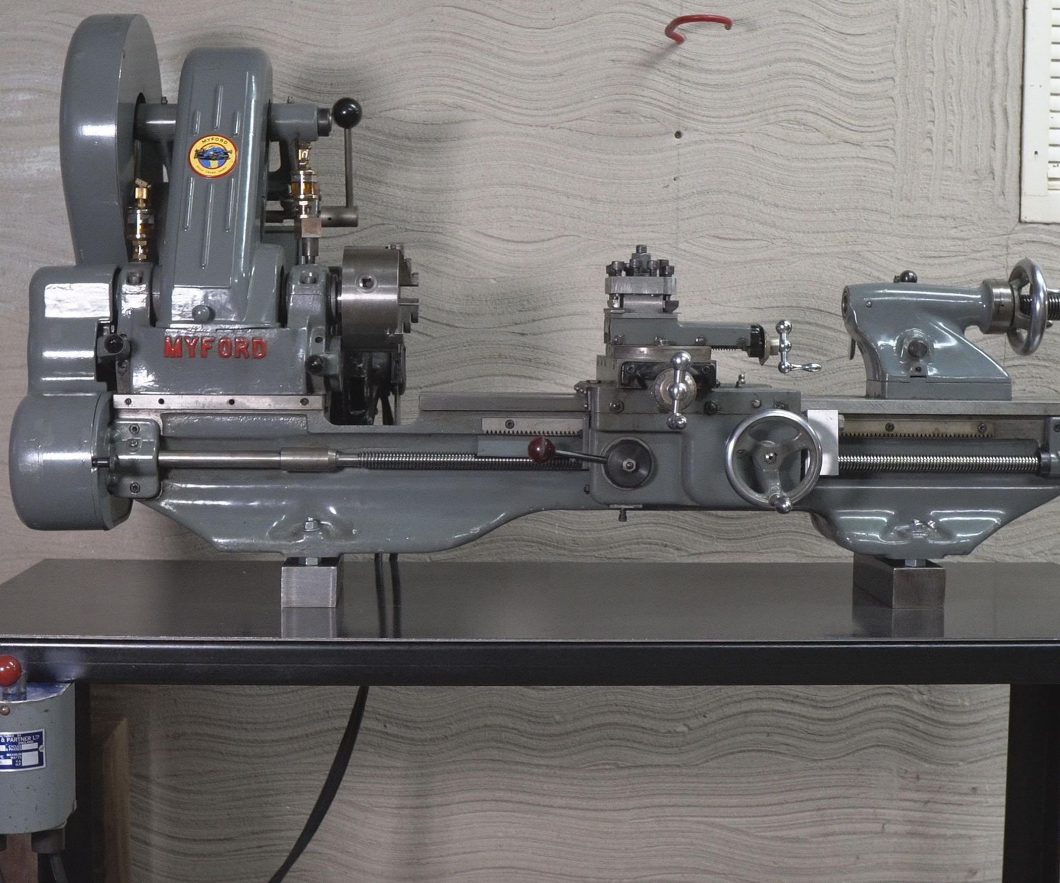 Building a Sturdy Lathe Stand : 6 Steps (with Pictures) - Instructables