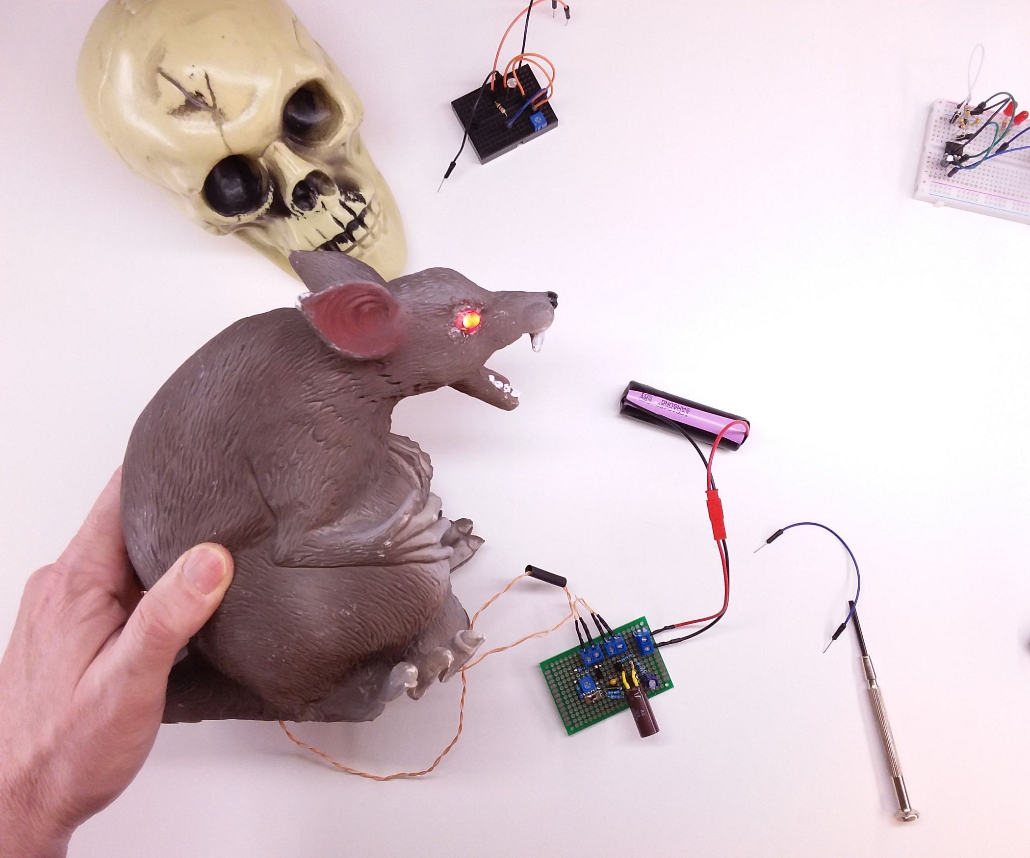 Spooky Fading LED Eyes : 5 Steps (with Pictures) - Instructables