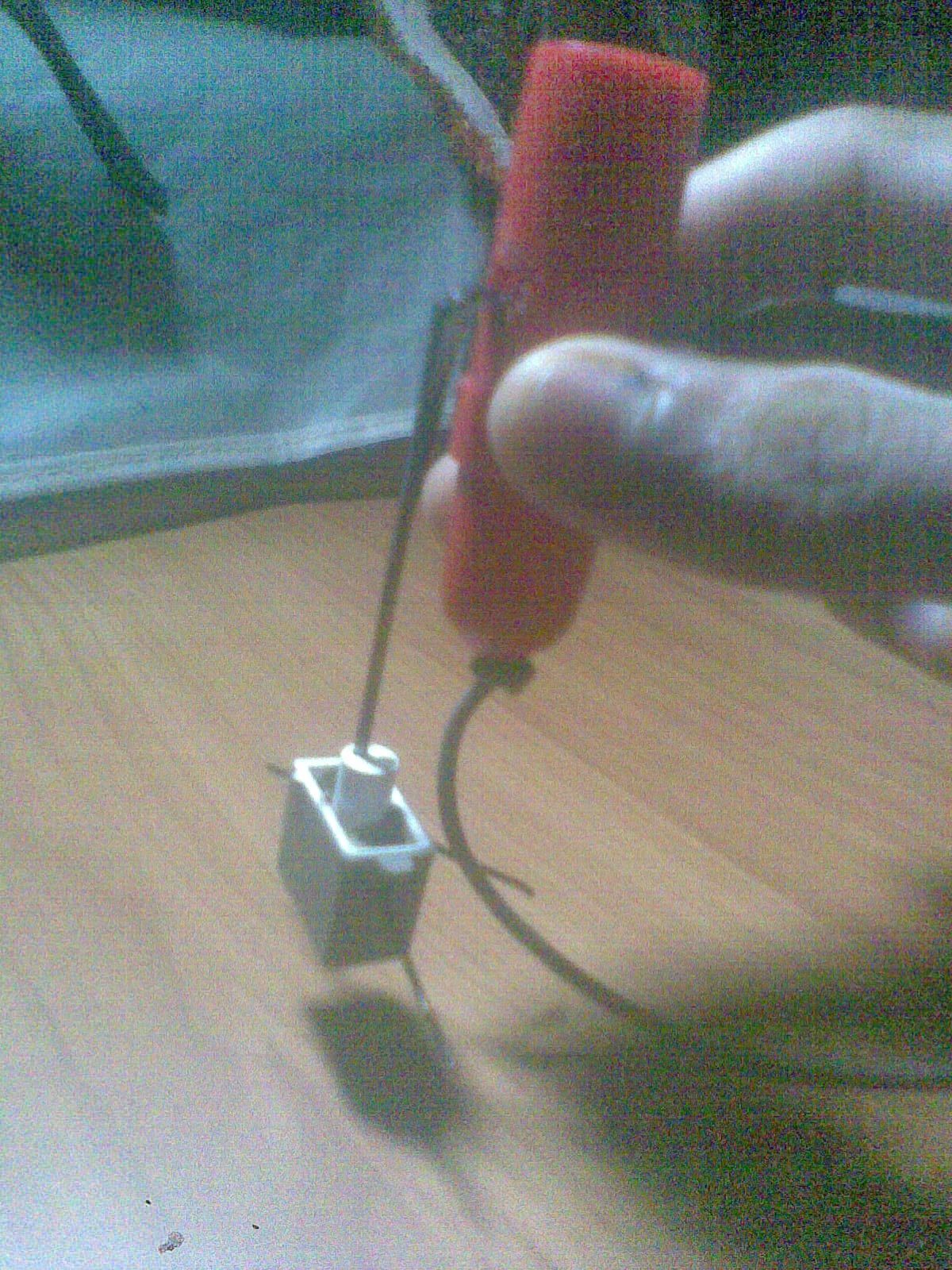 How to Make a Simple Mic for Computers With a Stand! : 3 Steps ...