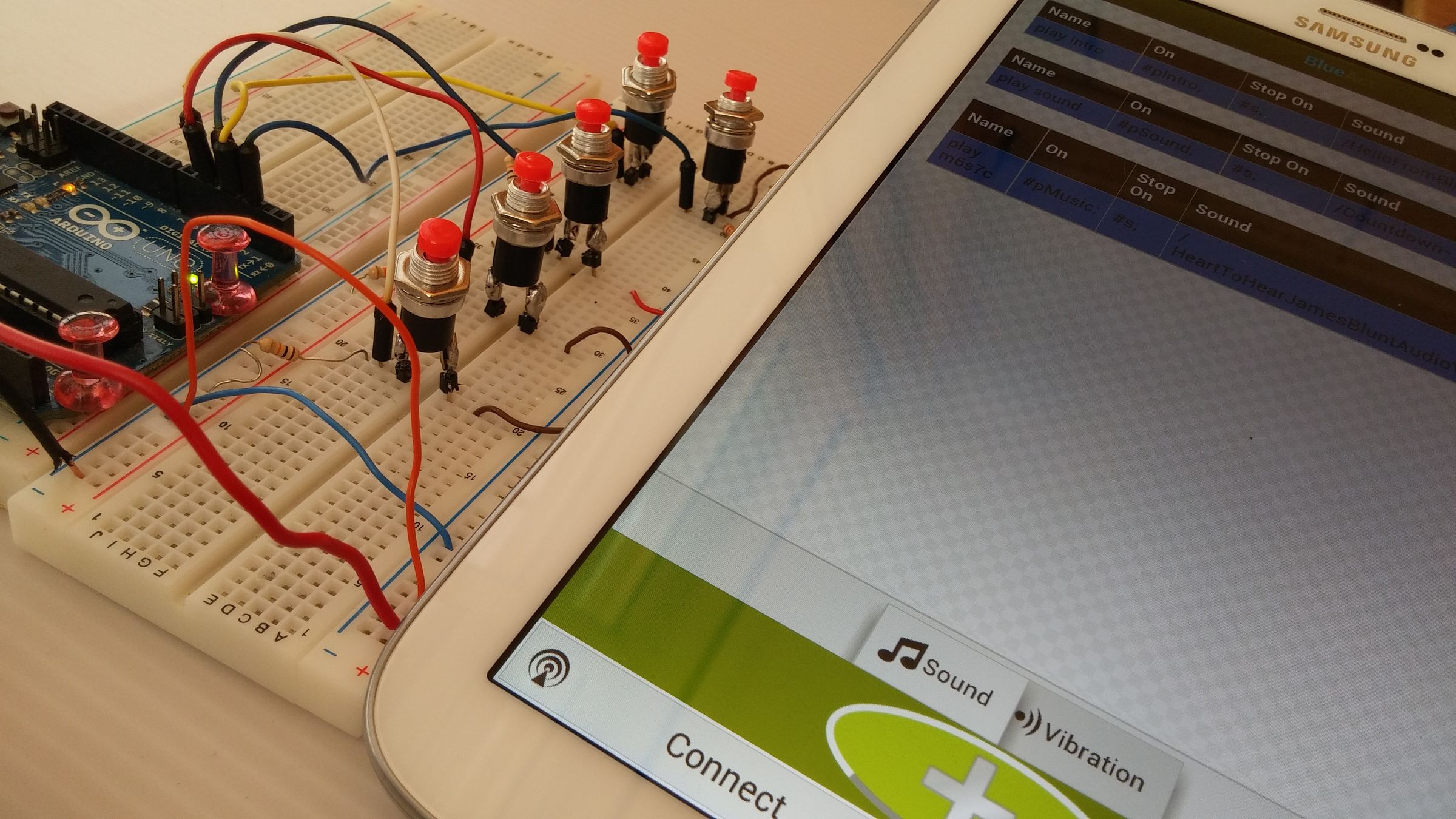 Arduino Powered by Your SmartPhone (using SERIAL ) - Part 1 - Sound and ...