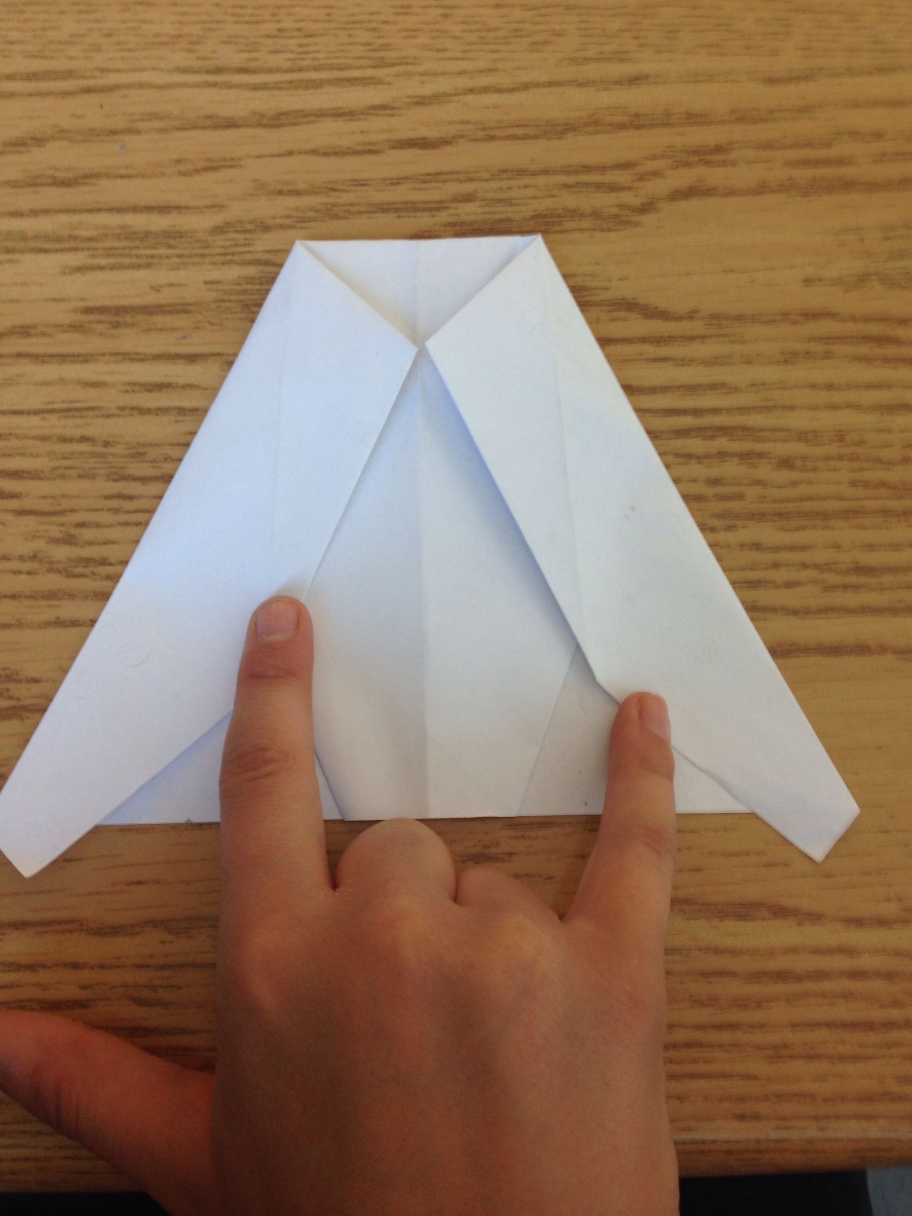 The Hammer (Paper Airplane) : 13 Steps - Instructables