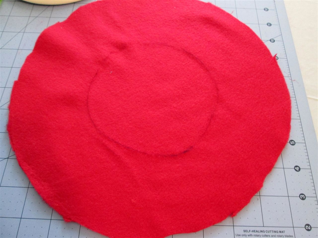 Super Mario Hat Tutorial : 8 Steps (with Pictures) - Instructables