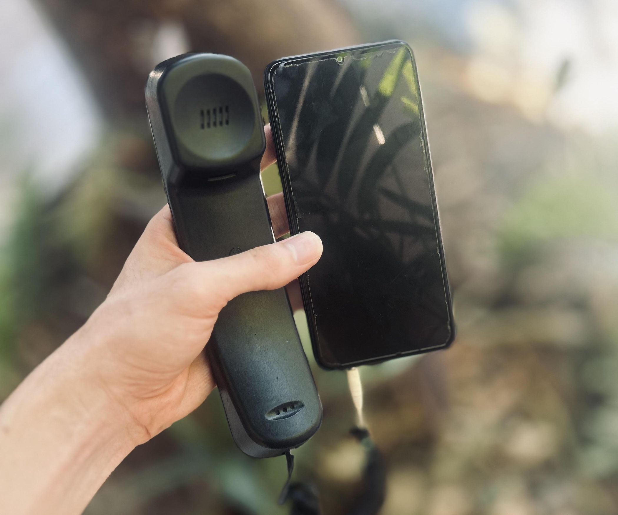 Telephone Handset Adapter : 3 Steps (with Pictures) - Instructables