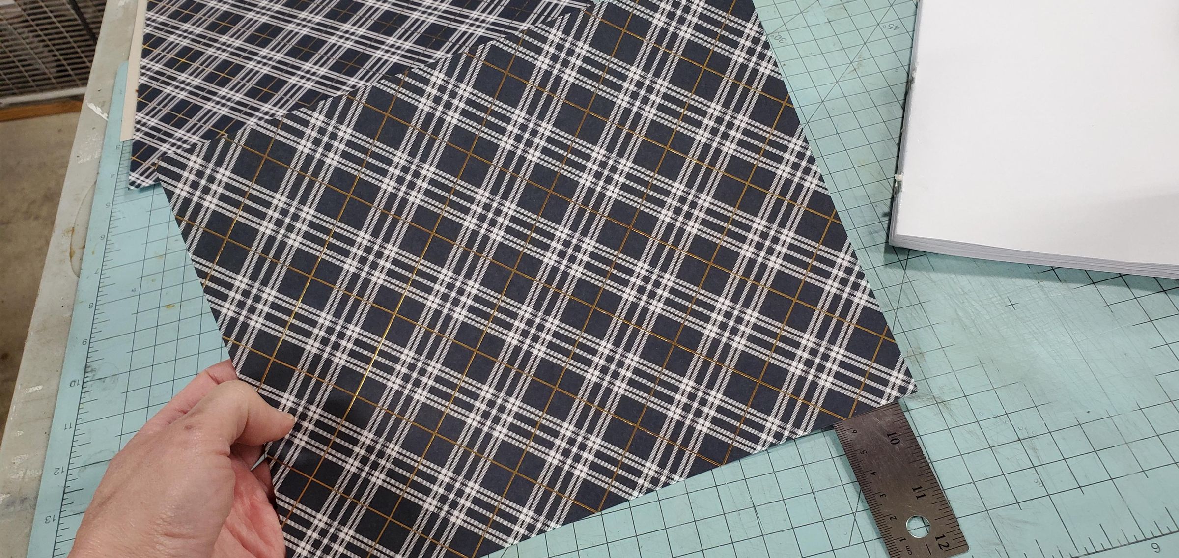 No Sew Book Binding - Easier Way to Make a Sketch Book? : 21 Steps ...