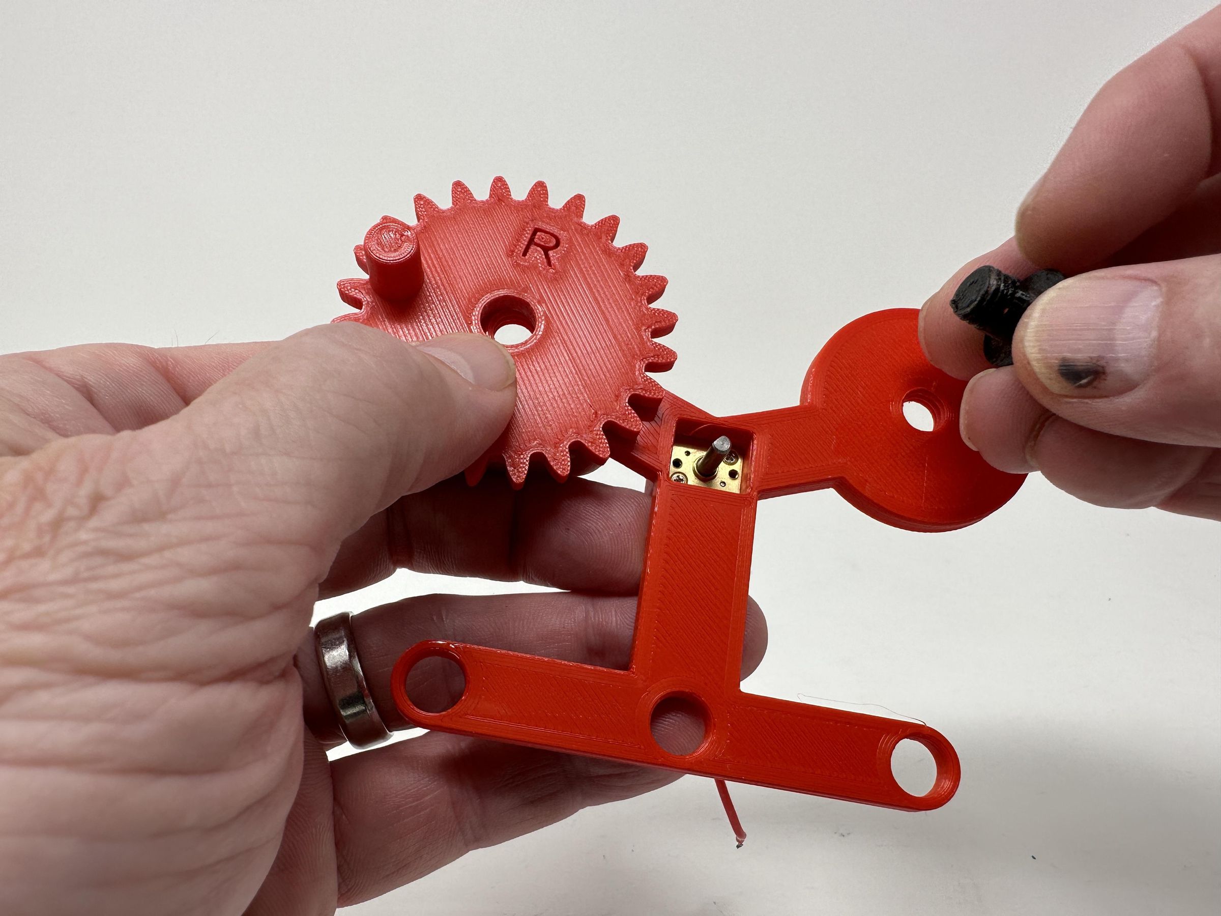 Marblevator, Floating Tracks. : 6 Steps - Instructables