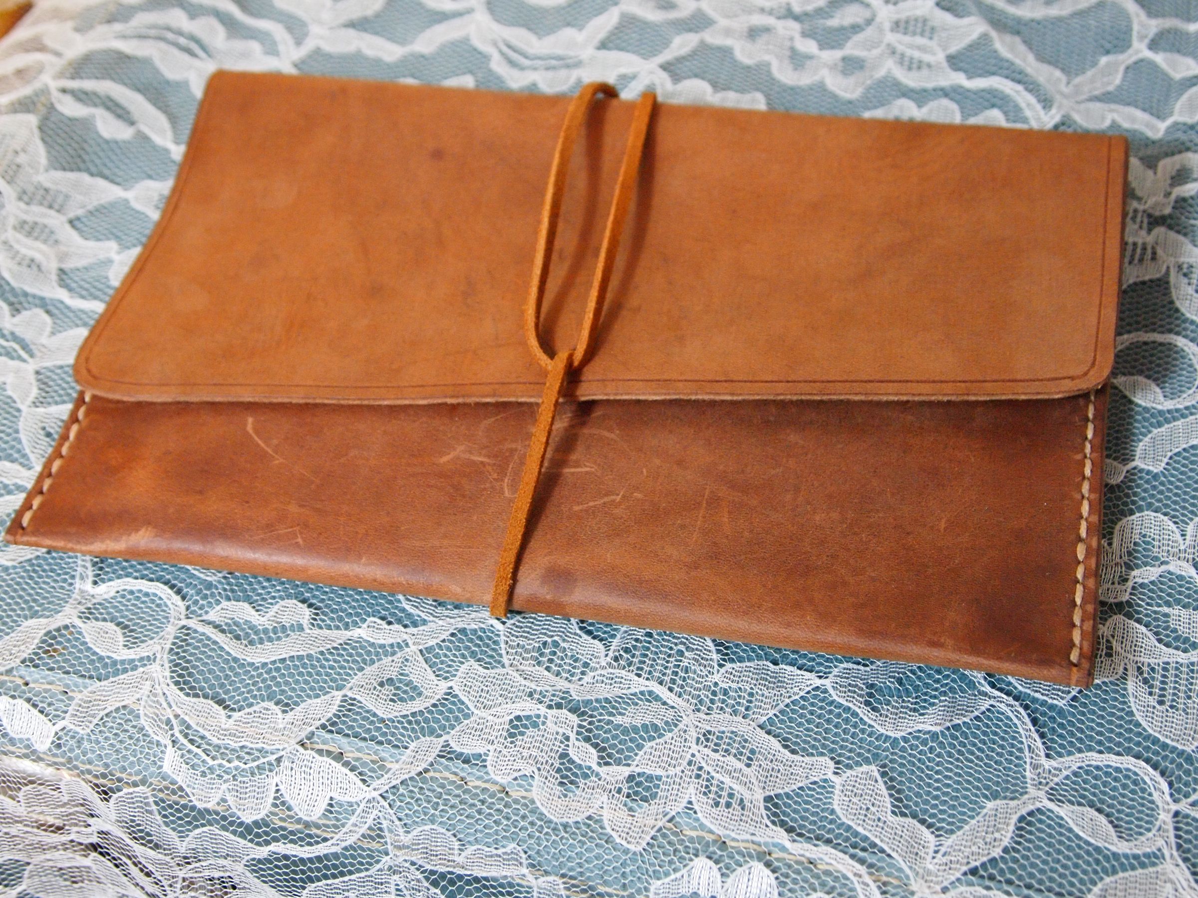 Simple Leather Clutch : 5 Steps (with Pictures) - Instructables