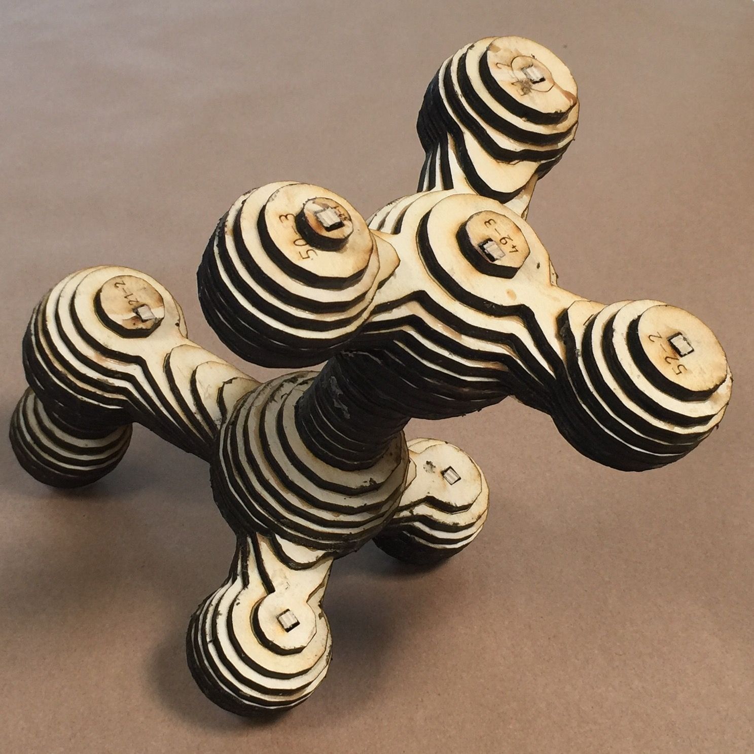How to Make Accurate 3D Molecular Models : 5 Steps (with Pictures ...