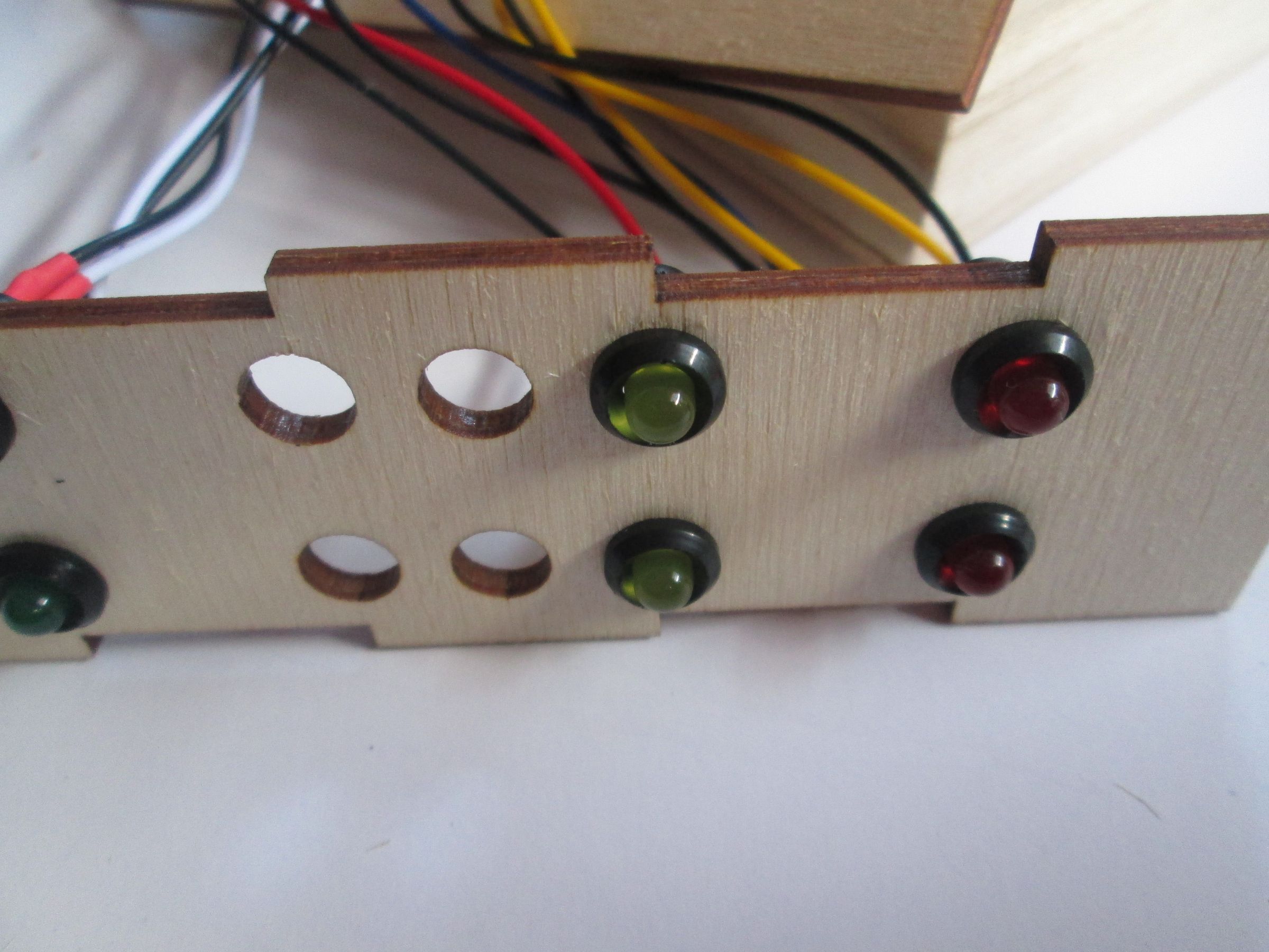 R/C Car Drag Racing Lights : 3 Steps - Instructables