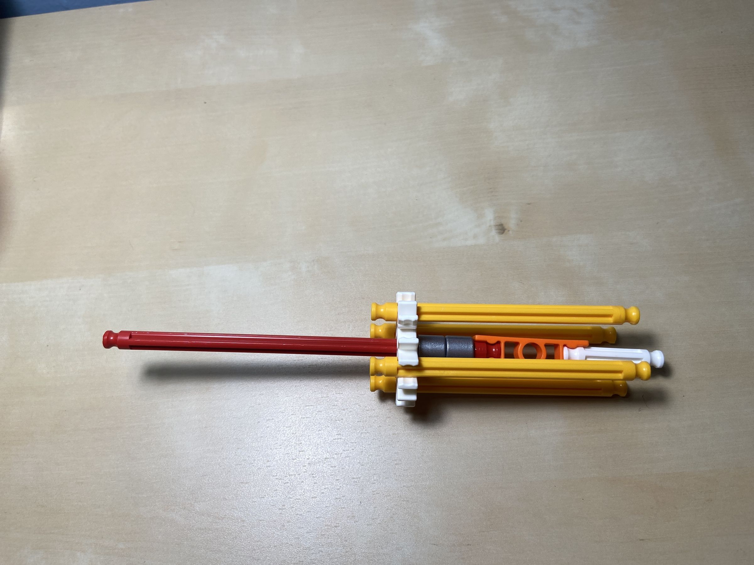 Easy Knex Exploding Throwable Bomb : 4 Steps - Instructables
