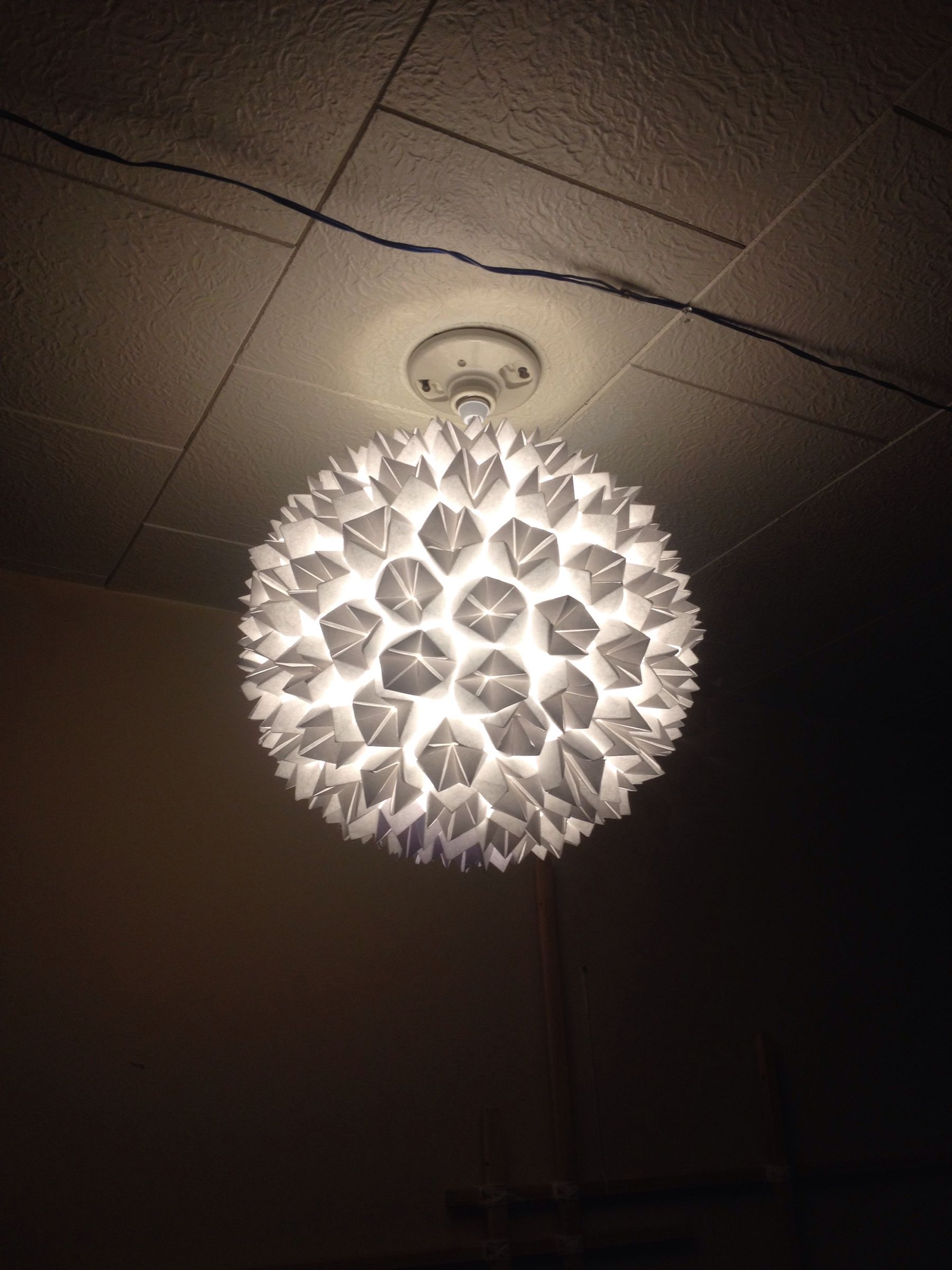 Simple Elegant Paper Lantern/Lamp Easy! : 7 Steps (with Pictures ...