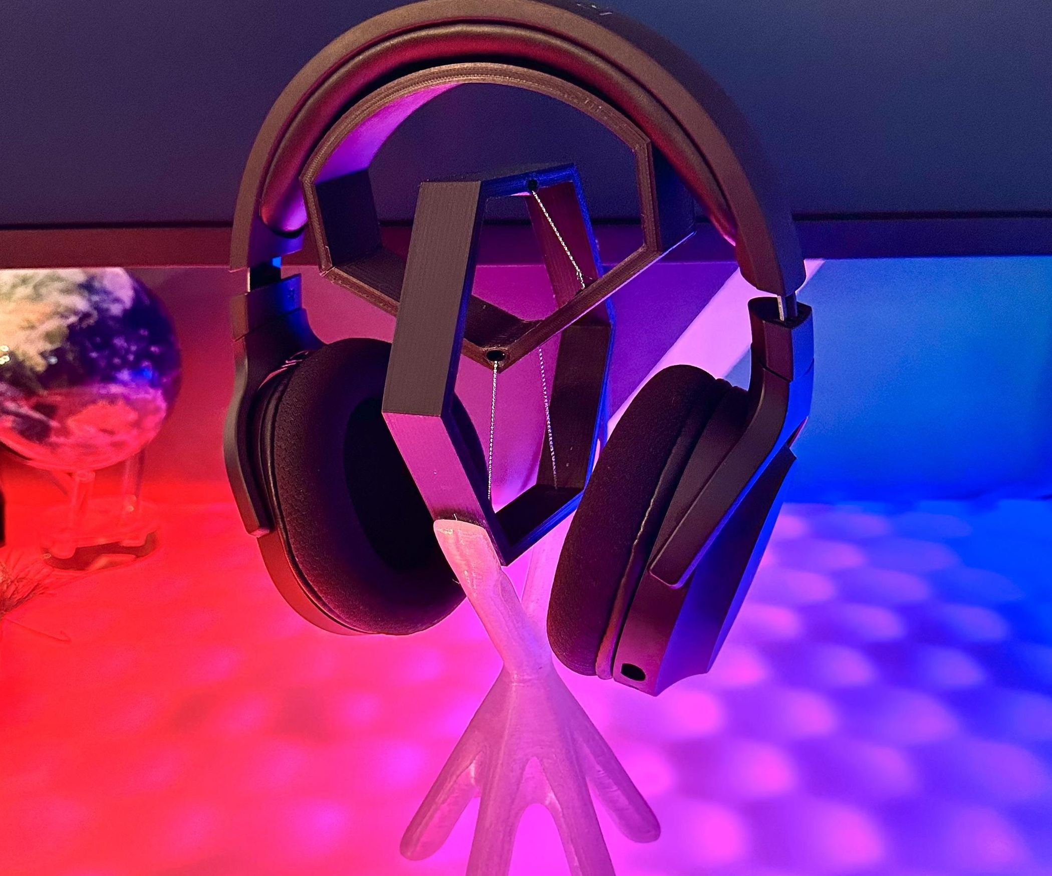 Floating Futuristic Headphone Stand Made With AI : 3 Steps - Instructables
