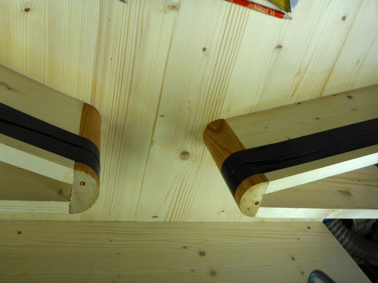 Build a Dust Extraction Cabin for the Miter Saw : 10 Steps (with ...