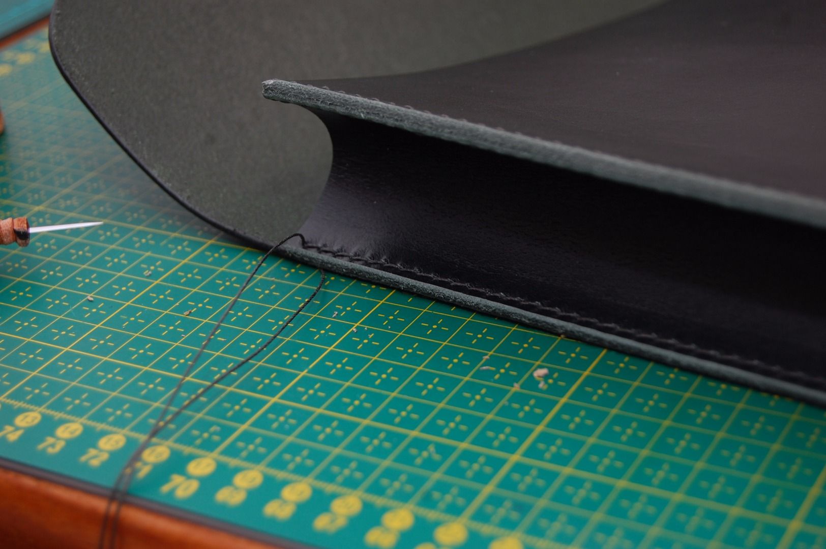 Leather Portfolio : 6 Steps (with Pictures) - Instructables