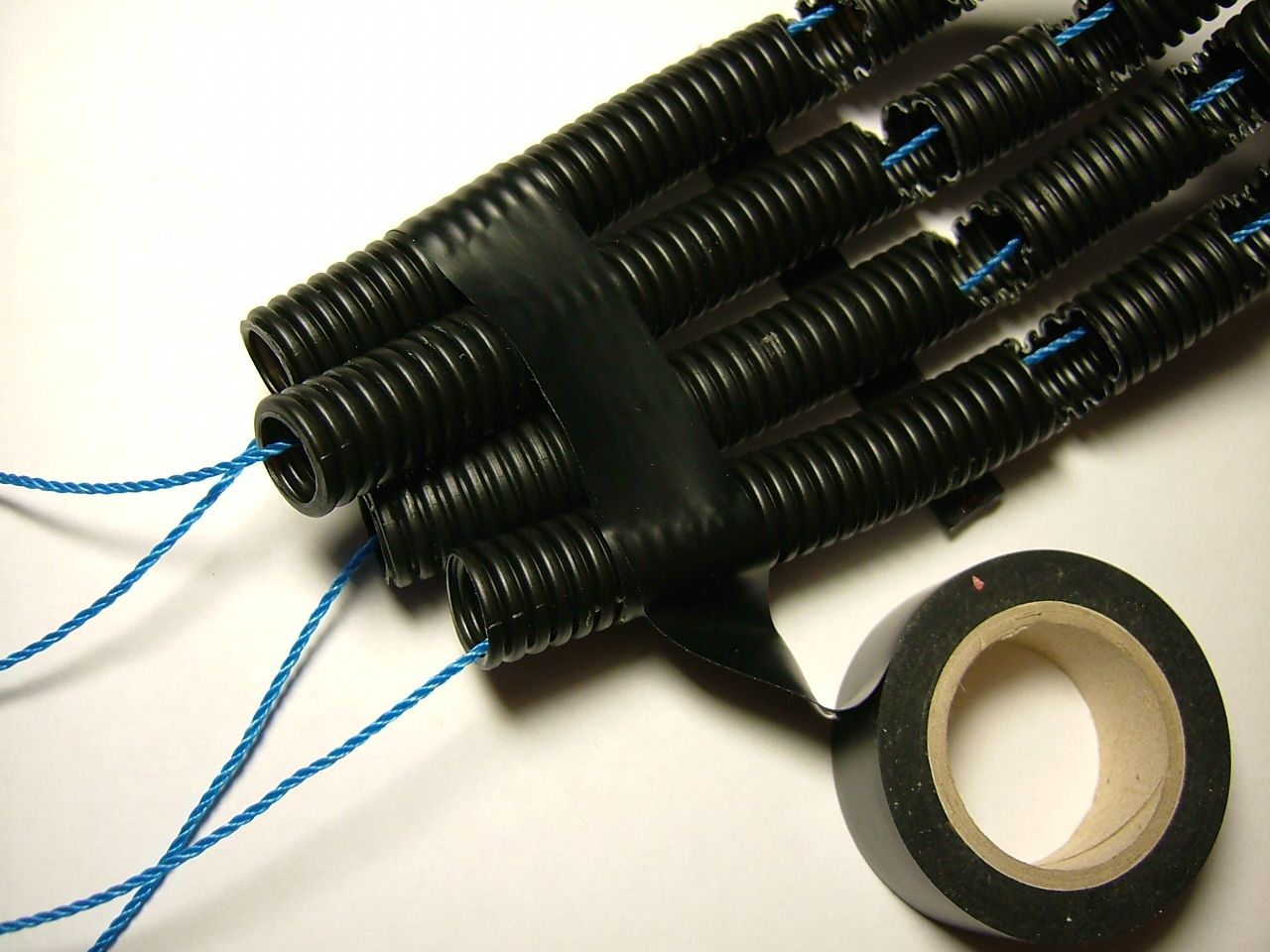 Simple Animatronics (robotic Hand) : 9 Steps (with Pictures ...