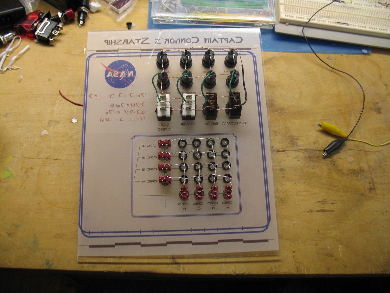 Kids "Spaceship Control Panel" Prop : 6 Steps - Instructables