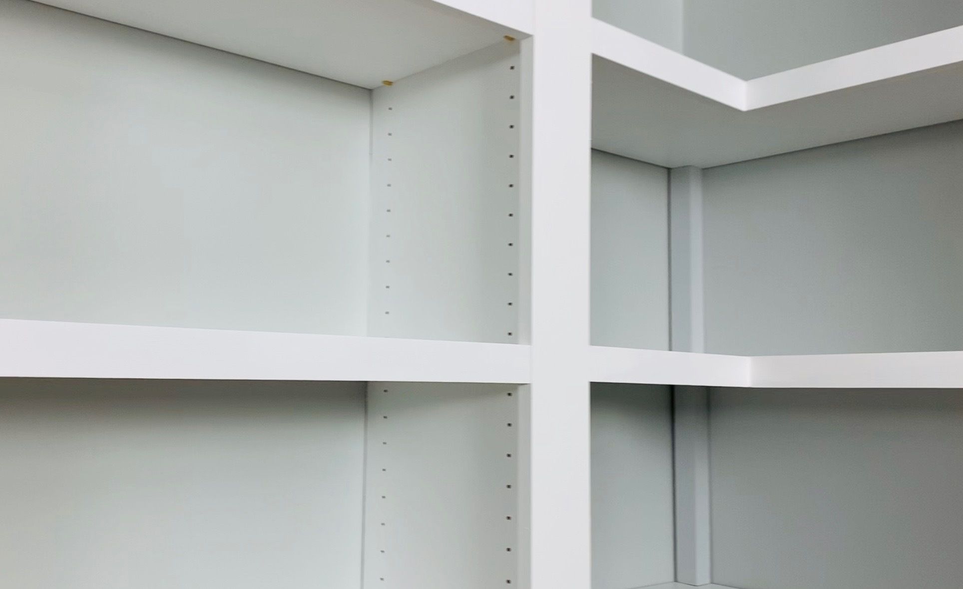 Build Your Own Hardwood Built-In Bookcases! : 8 Steps (with Pictures ...
