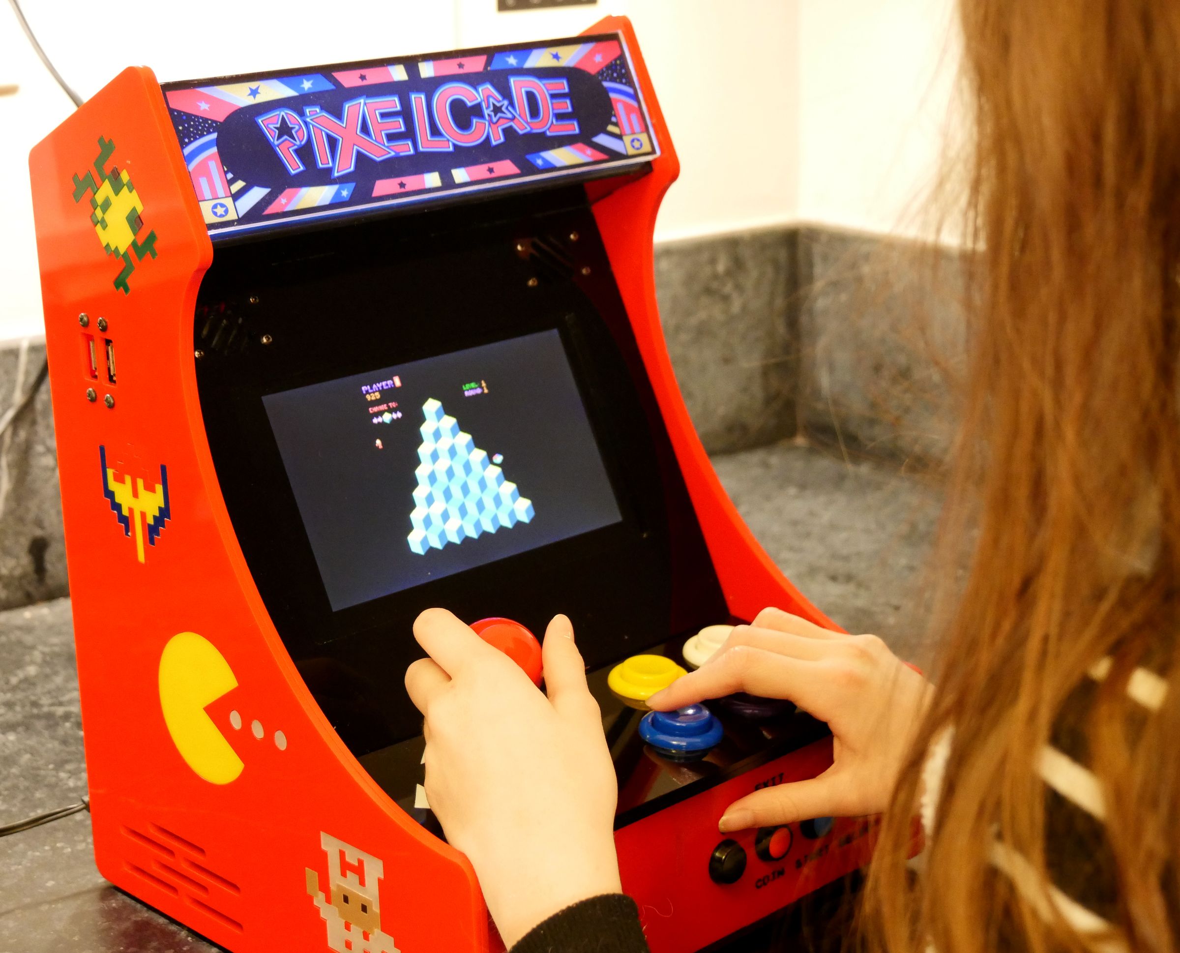 PIXELCADE - Mini Bartop Arcade With Integrated PIXEL LED Display : 13 ...