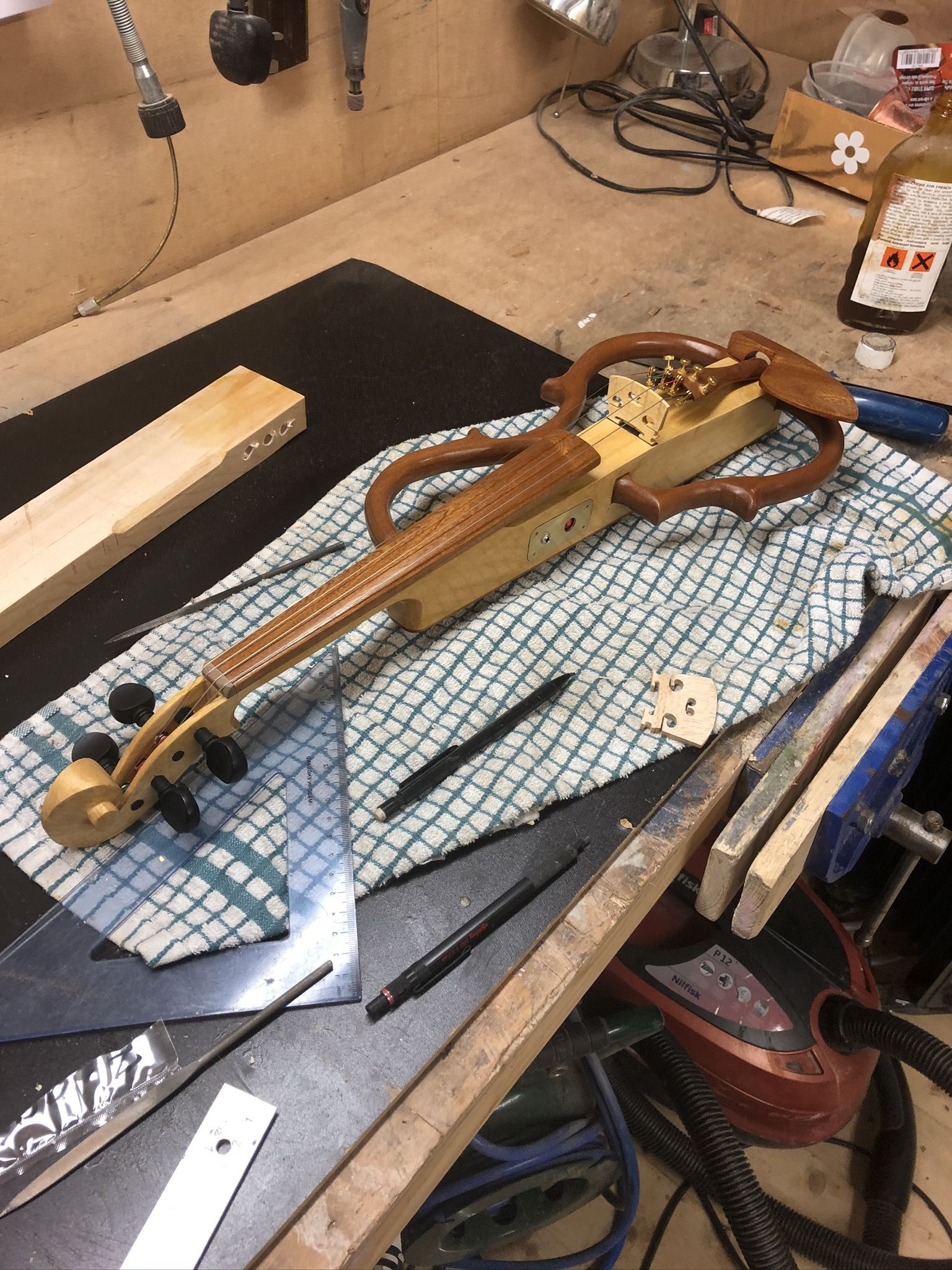 An Electric Violin : 13 Steps (with Pictures) - Instructables