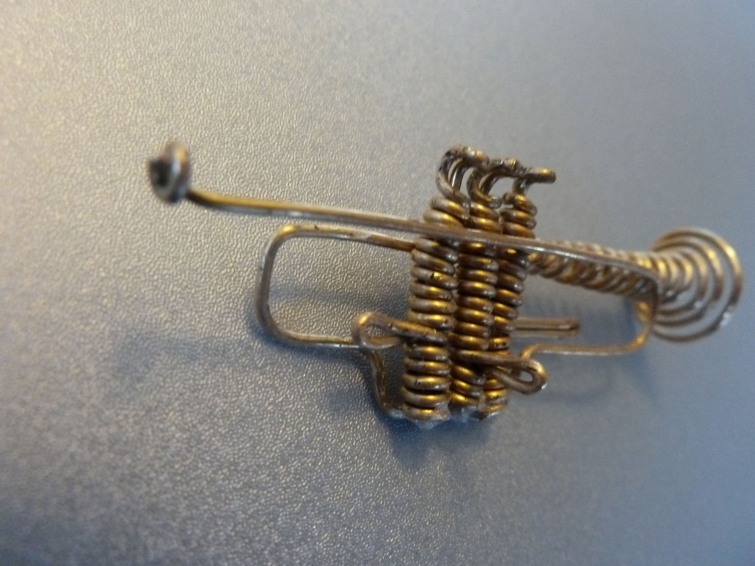 Miniature Wire Trumpet : 7 Steps (with Pictures) - Instructables