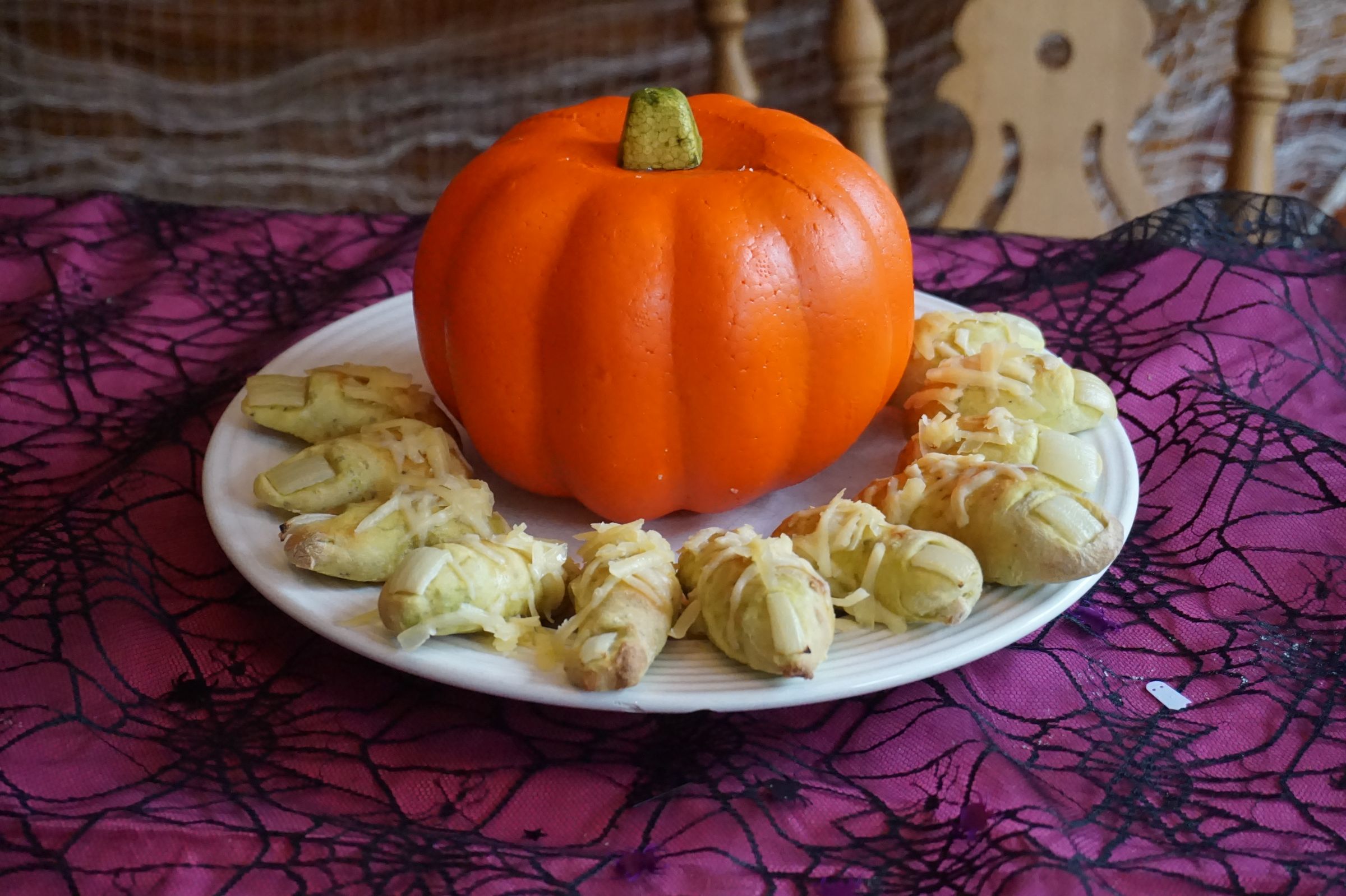 Witch Finger Bread (with Pictures) - Instructables