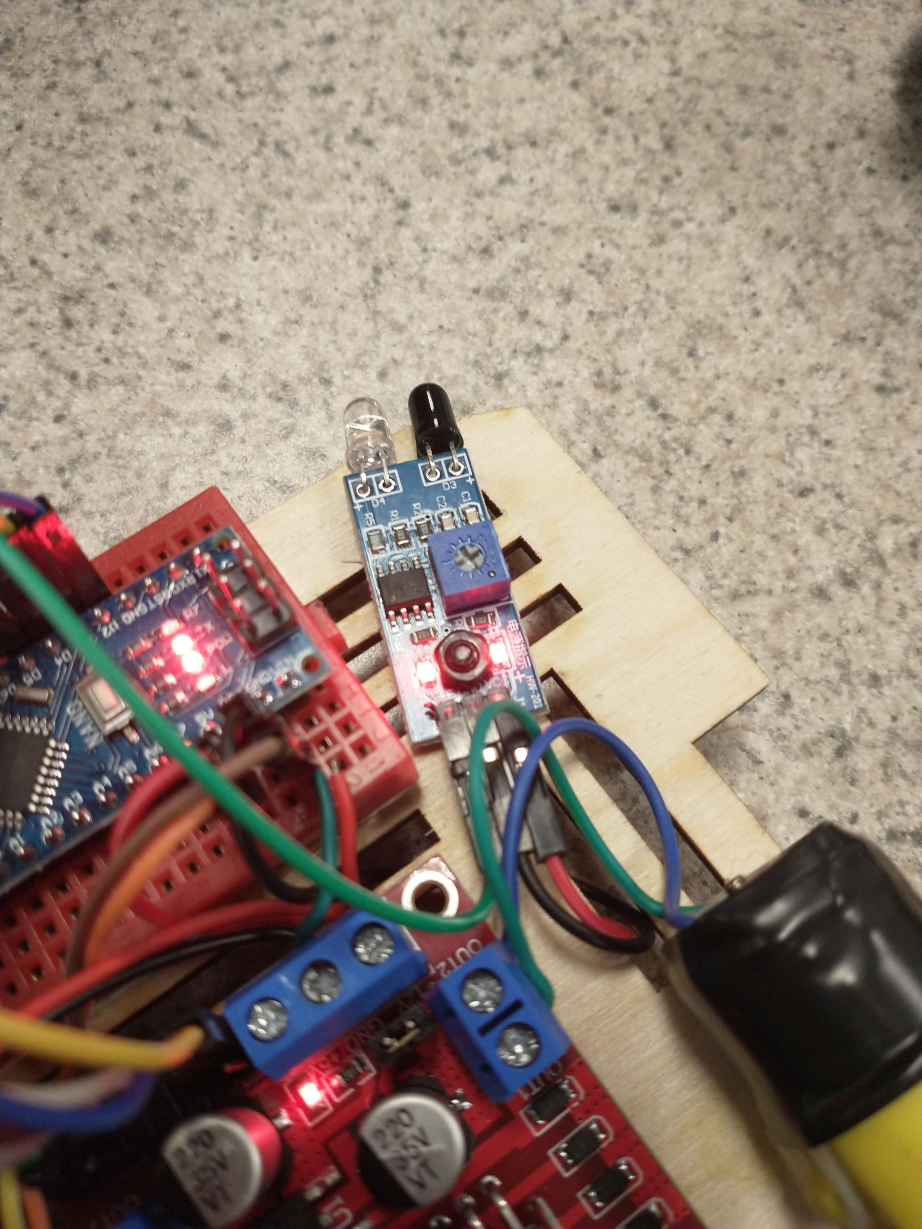 Autonomous Robot Racer: Scratch Mode : 10 Steps (with Pictures ...