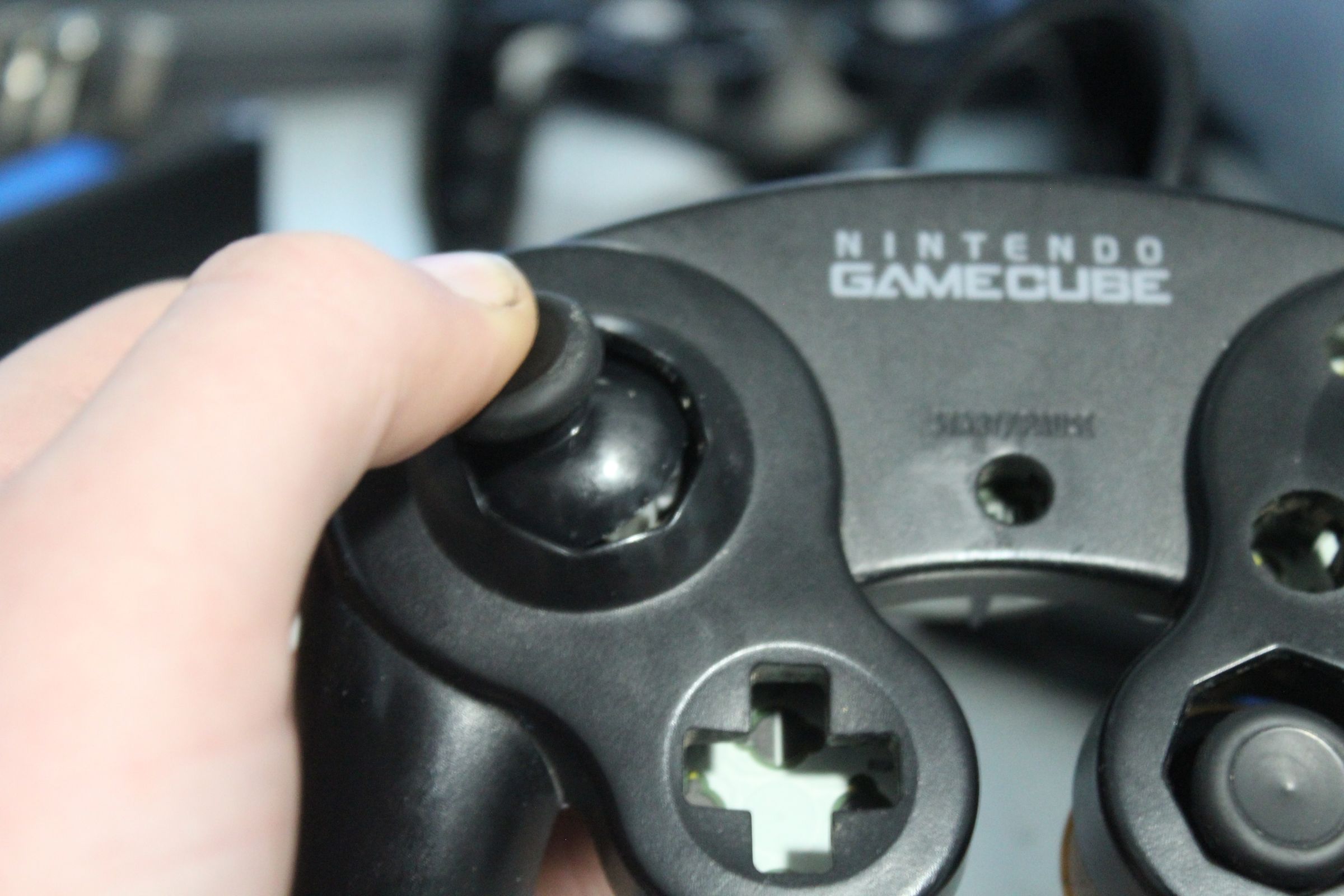 Gamecube Controller LED Mod : 8 Steps (with Pictures) - Instructables