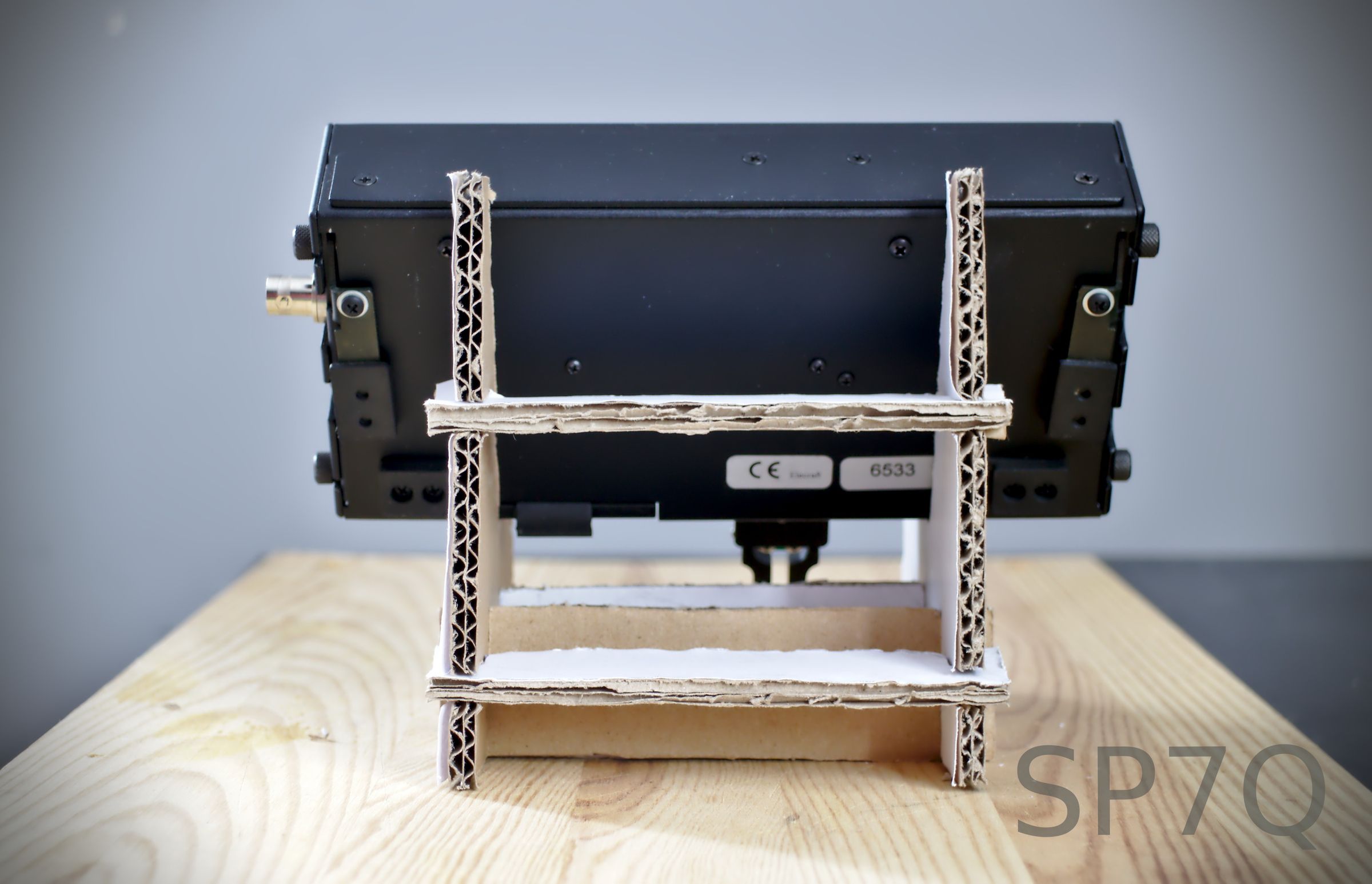 Elecraft KX3 Cardboard Desk Stand : 5 Steps - Instructables