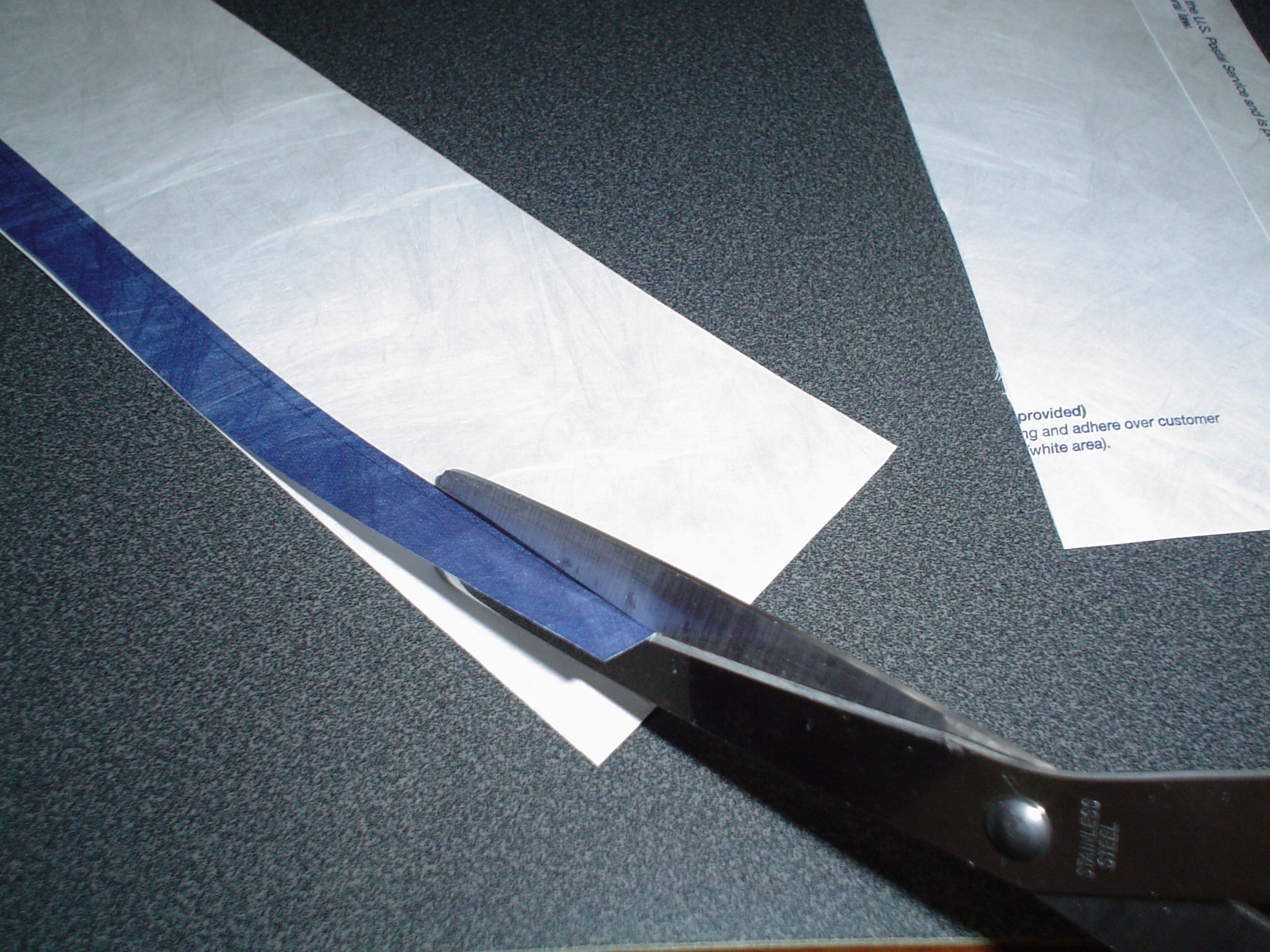 Wallet Made From Tyvek Mailing Envelope : 11 Steps - Instructables