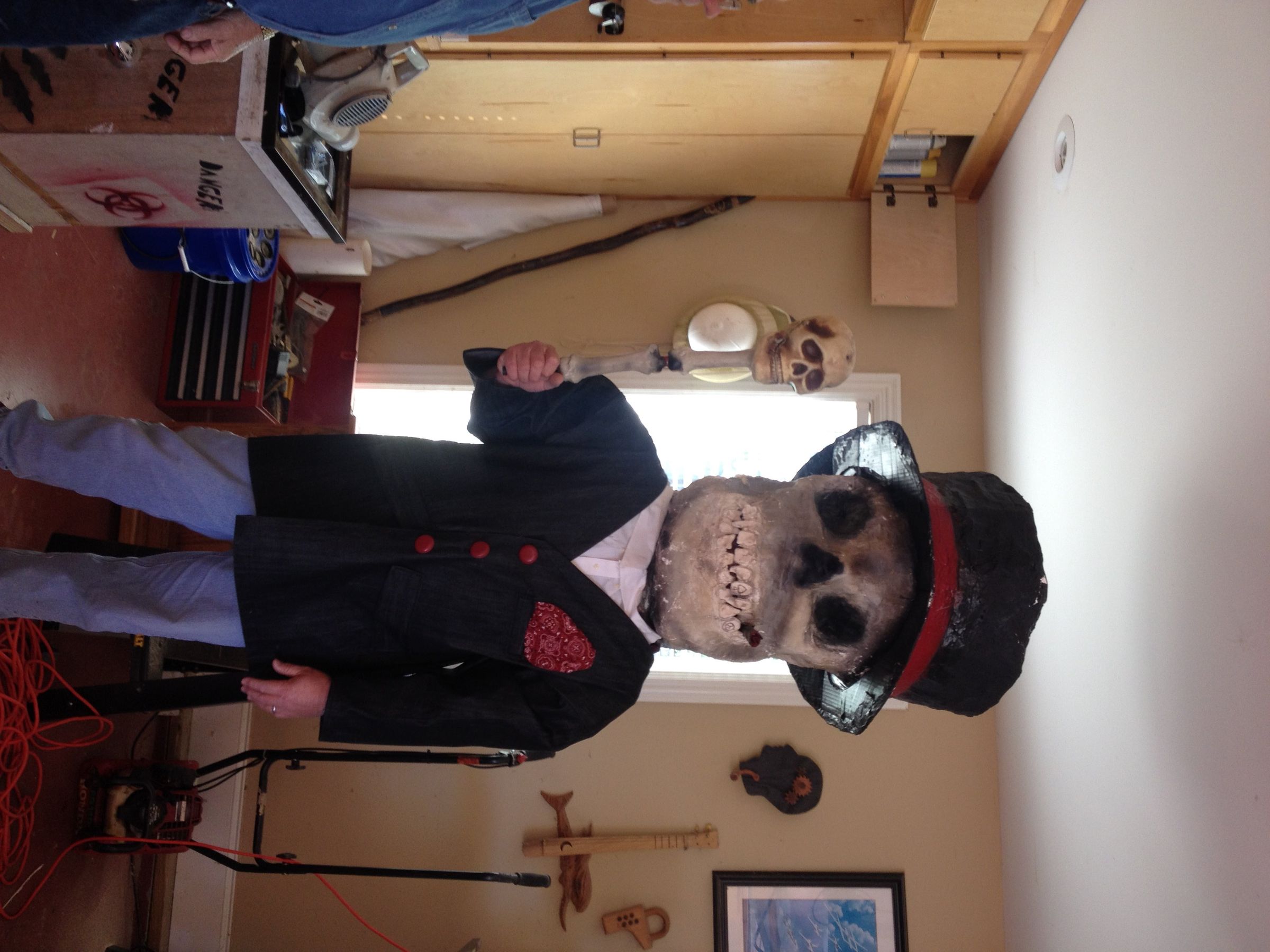 Giant Halloween Skull Mask : 8 Steps (with Pictures) - Instructables