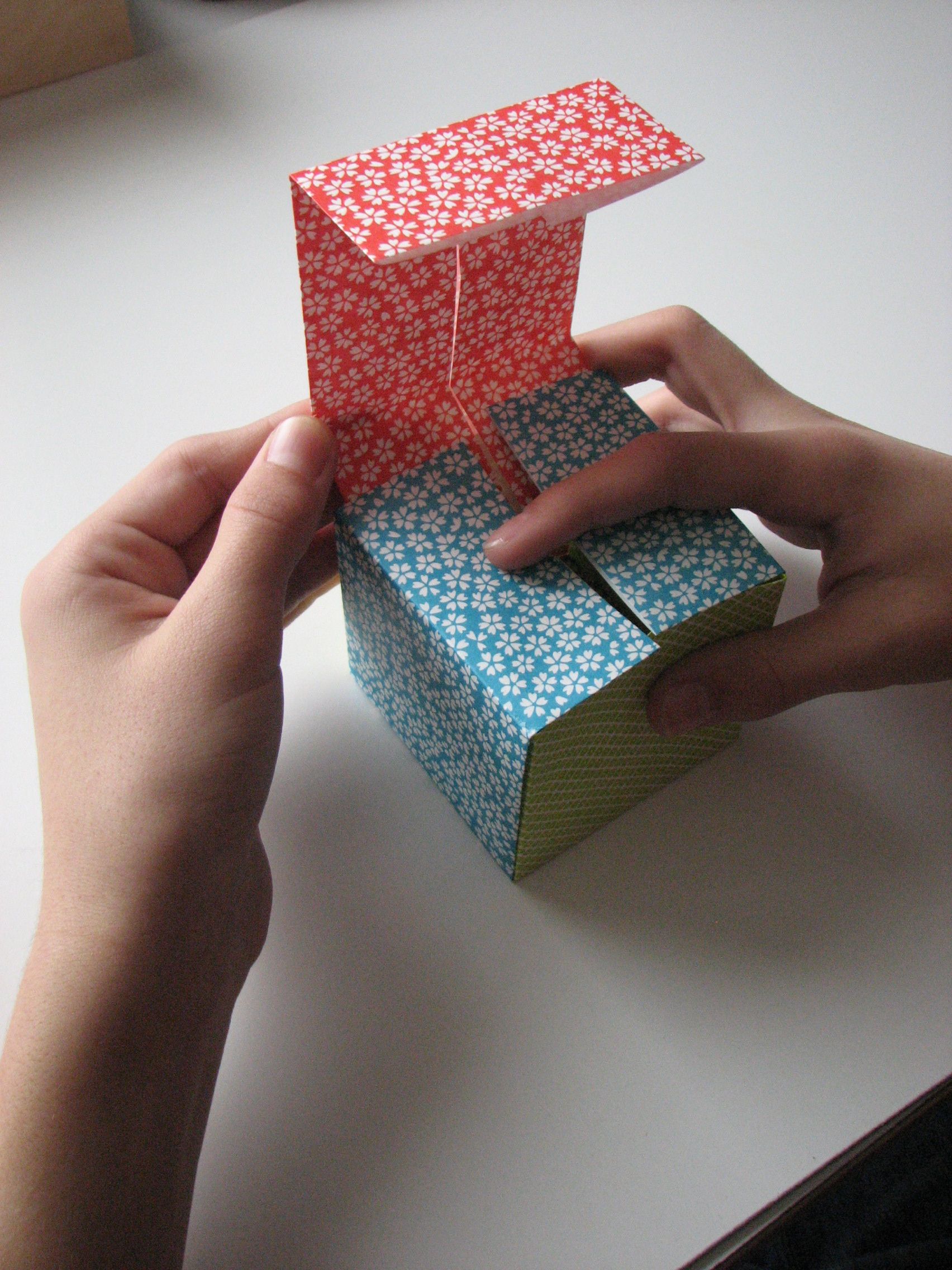 Jackson Cube (EASY! Beginner Unit Origami) : 9 Steps (with Pictures ...