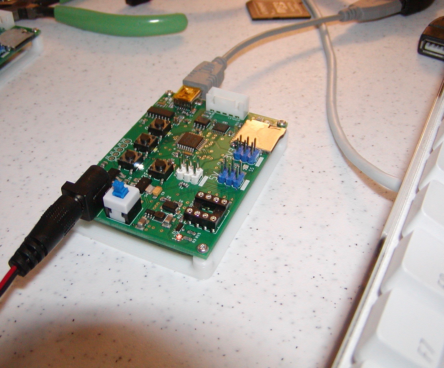 AVR Programmer W/High Voltage : 17 Steps - Instructables