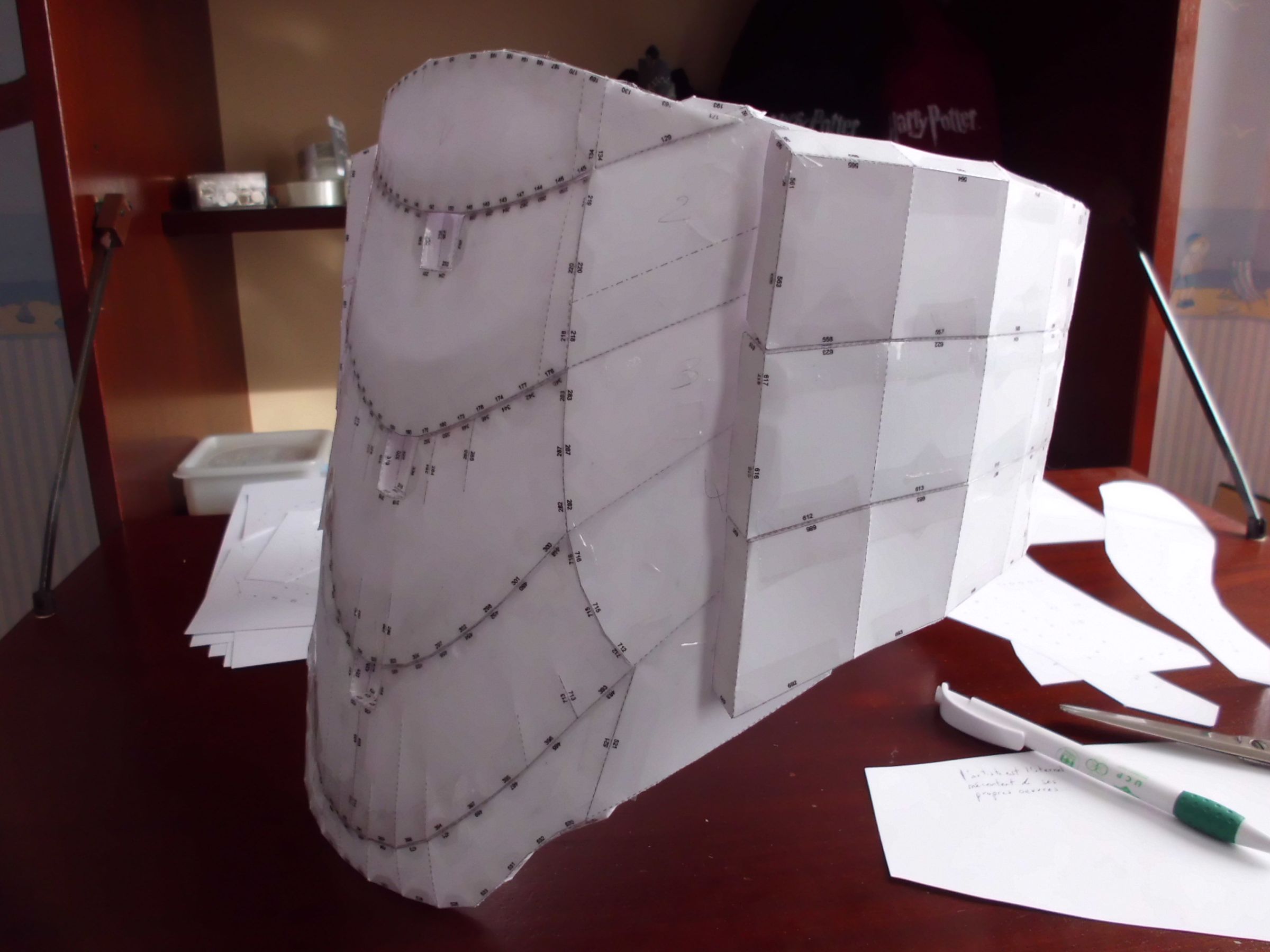 Iron Man Pepakura Paper Suit : 7 Steps - Instructables