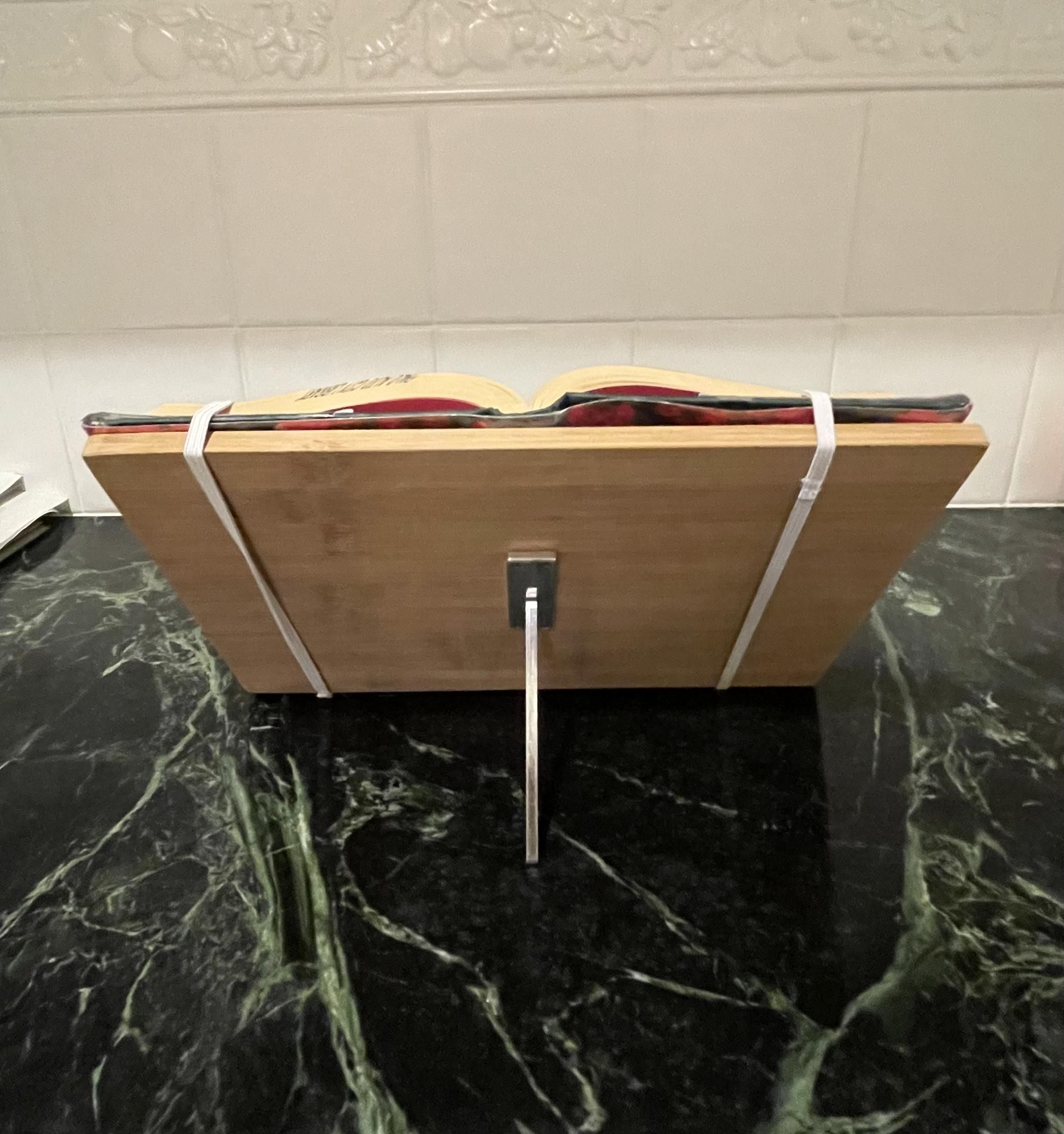 Adjustable Book Stand : 6 Steps - Instructables