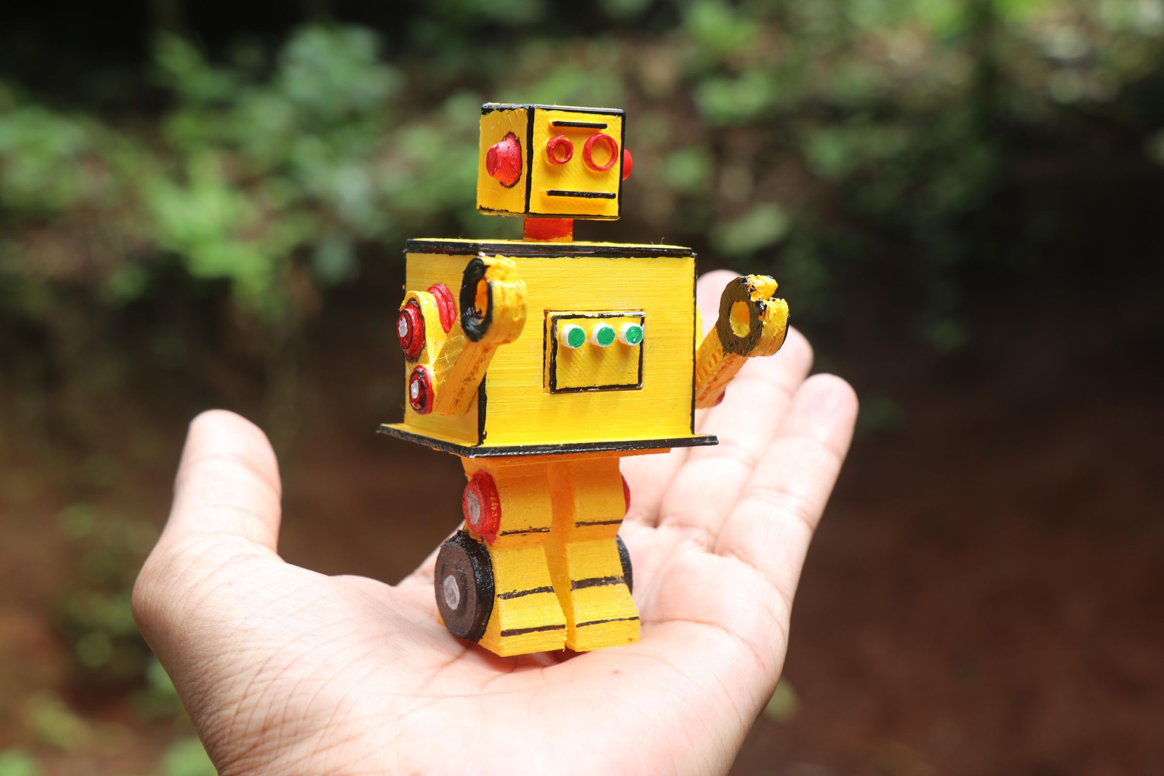 3D Printed Instructables Robot With Hidden Rechargeable Emergency Lamp : 6 Steps (with Pictures ...
