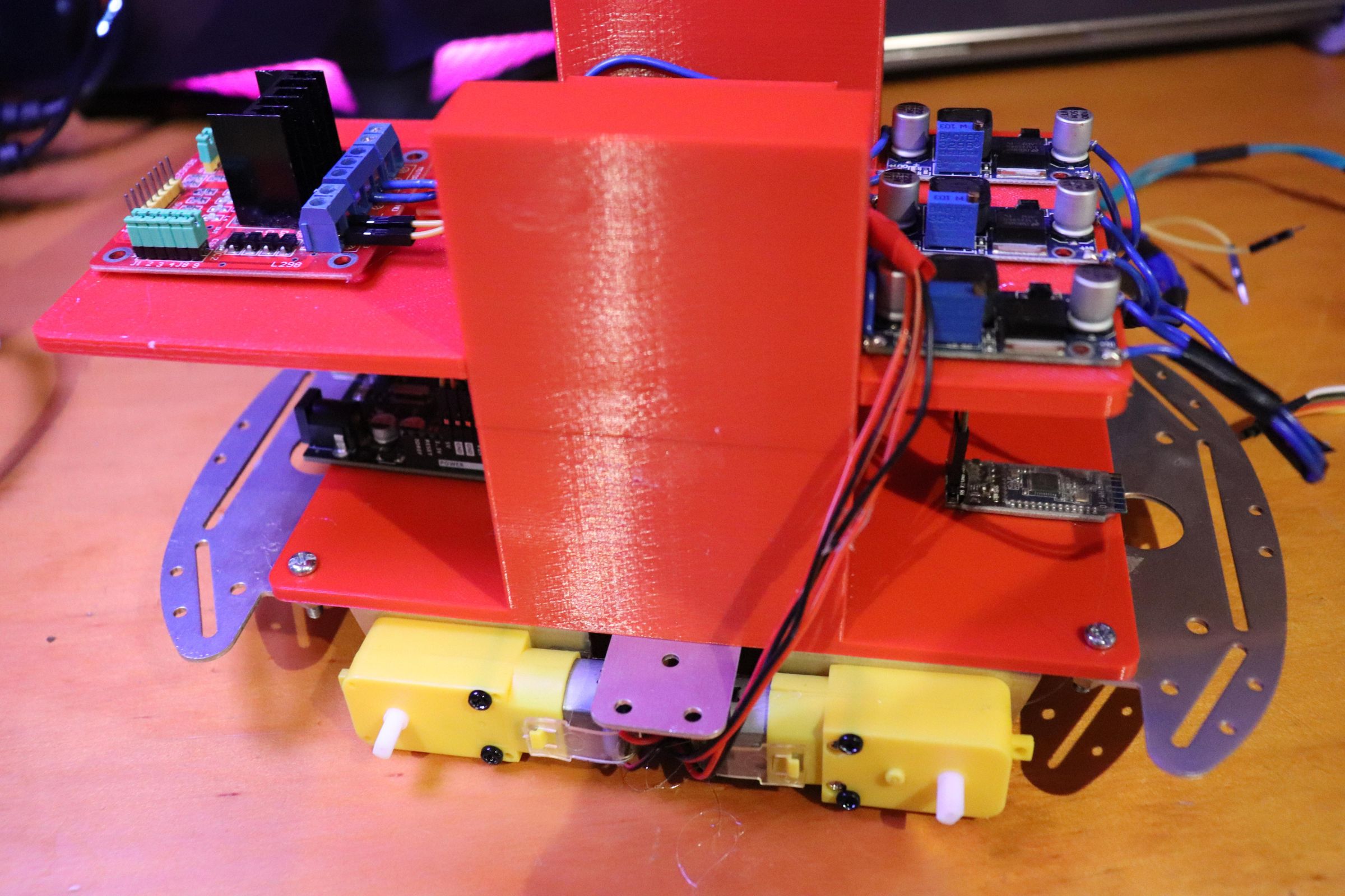 Bluetooth Controlled Claw Robot : 20 Steps (with Pictures) - Instructables