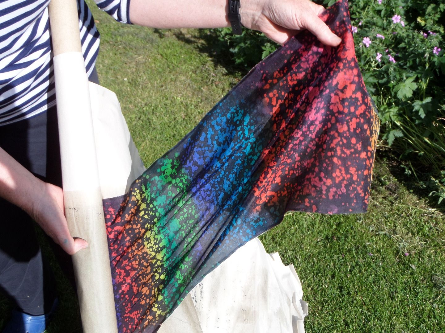 Rainbow Batik Silk Scarf Using a Teazle! : 11 Steps (with Pictures ...