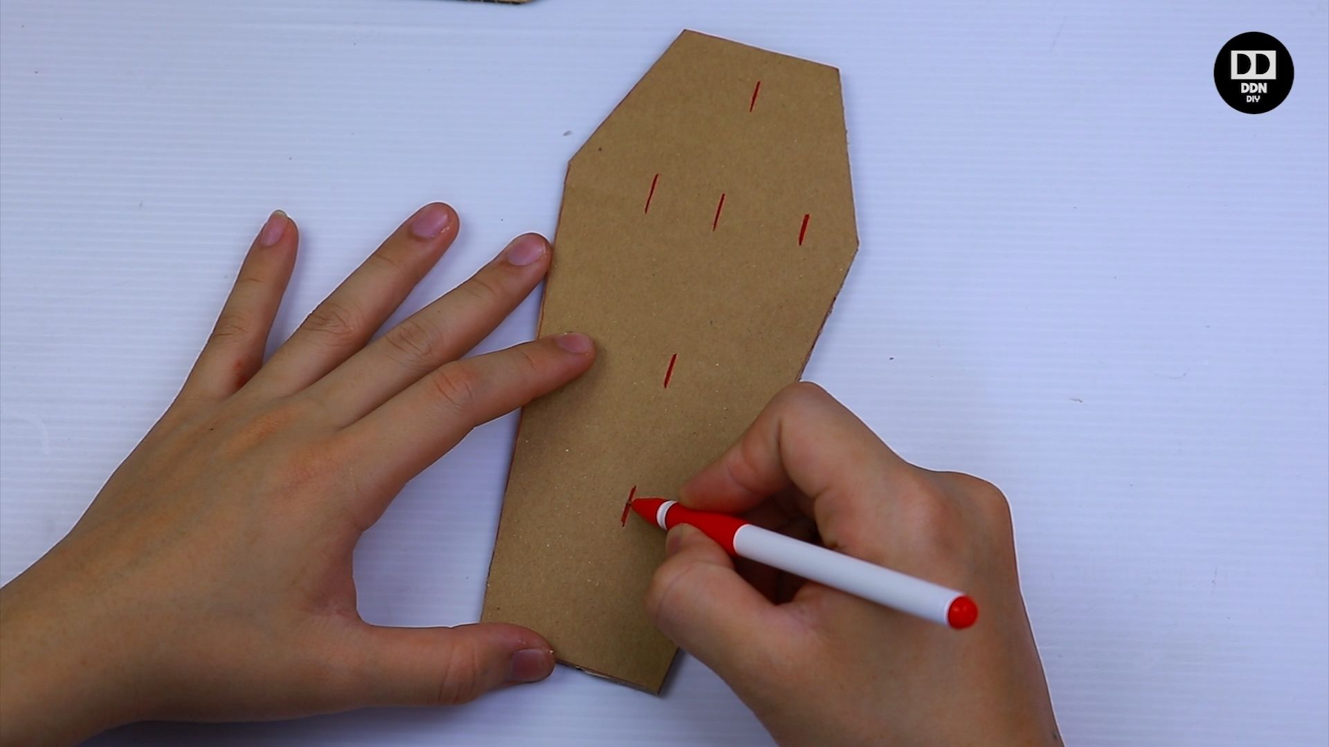 Make MAGIC Box and Girl From Cardboard : 10 Steps (with Pictures ...