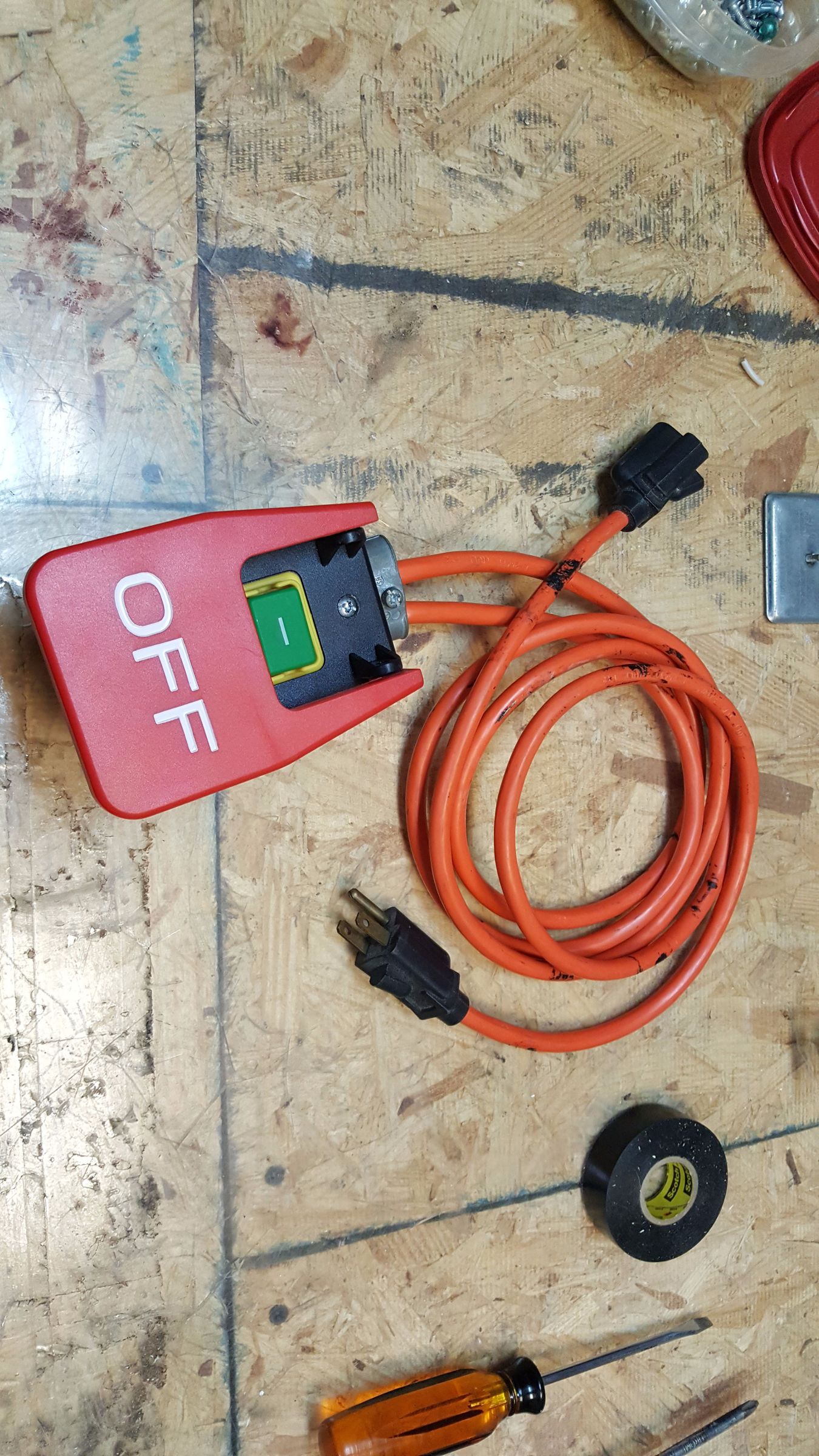 Auxiliary Switched Outlets : 5 Steps (with Pictures) - Instructables