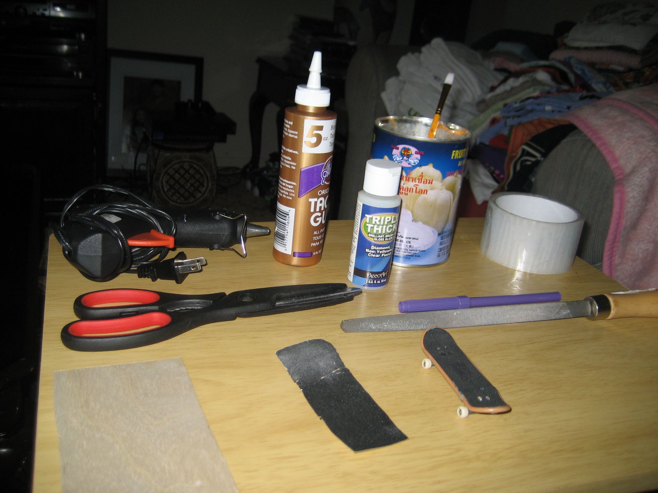 Finger Snowboard : 6 Steps - Instructables